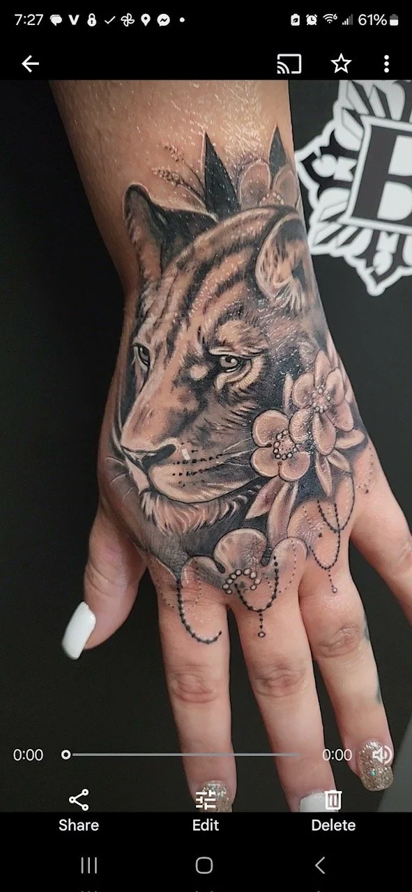 Mike Snarzyk | Explore With Us — Machine In Ink