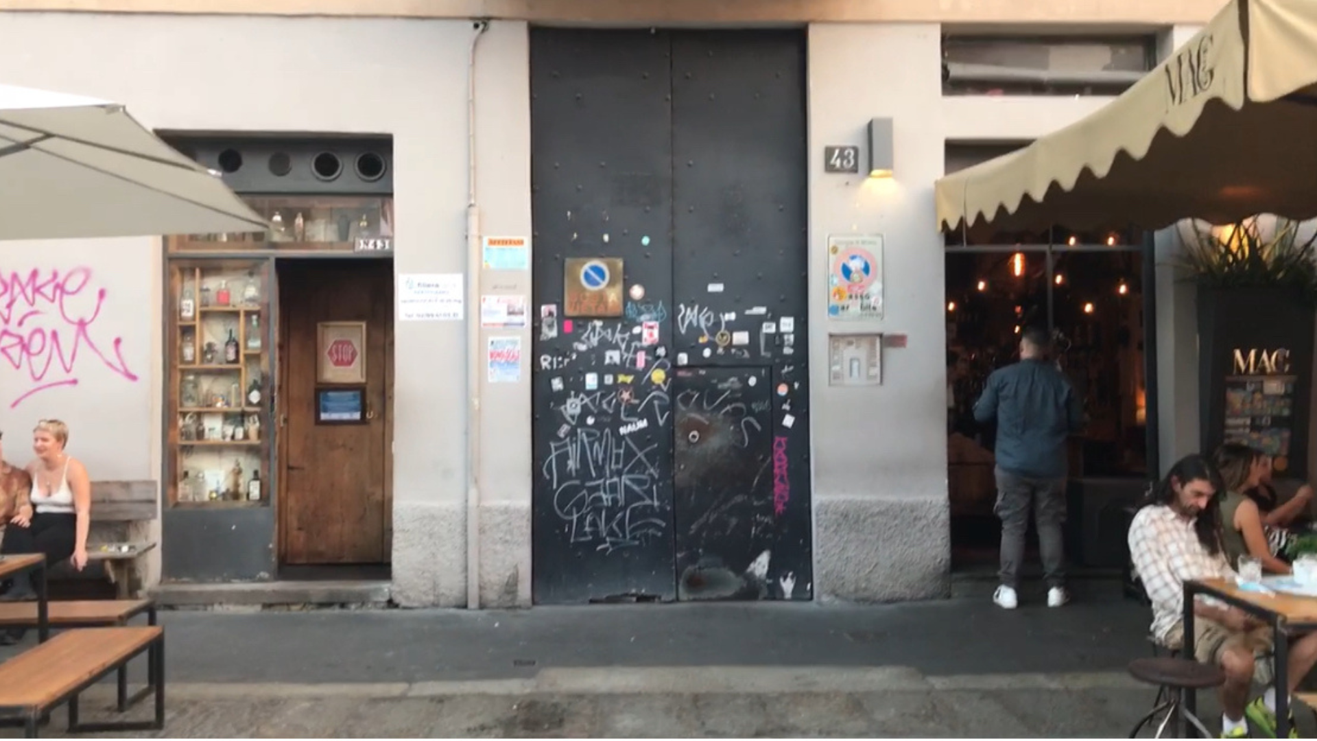 Visiting the smallest bar IN THE WORLD! — Where Lauren Went Next