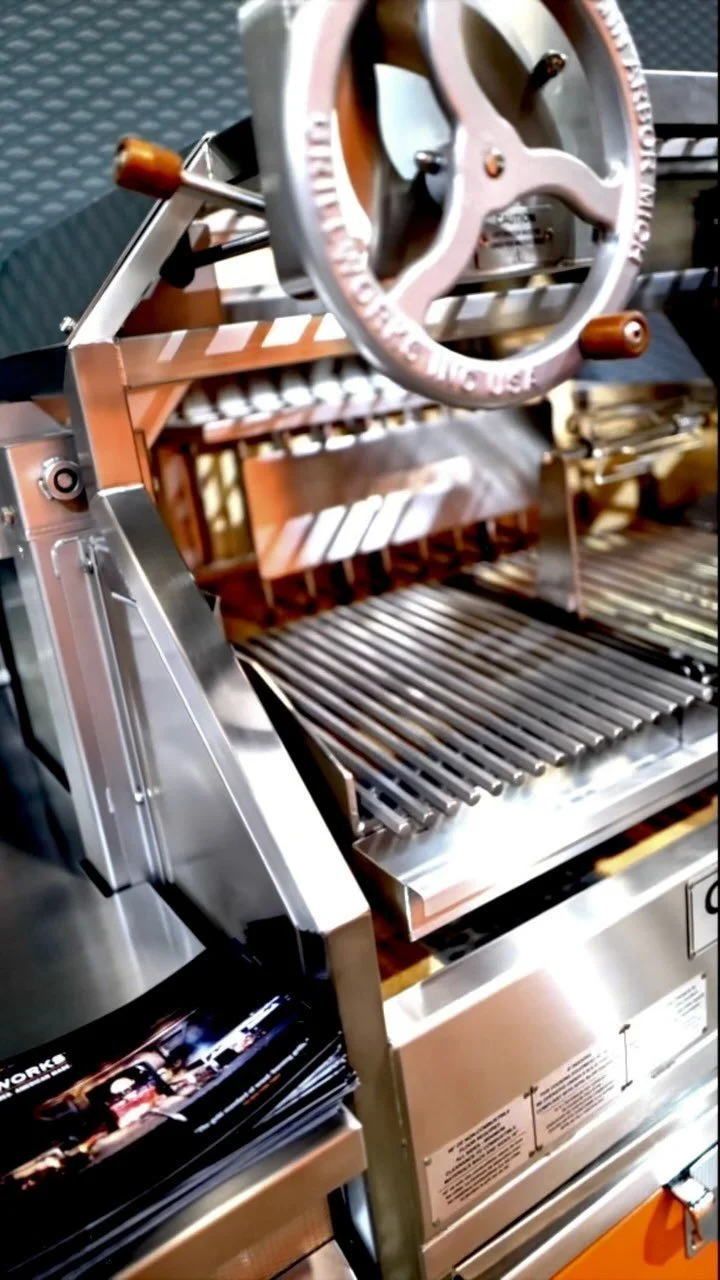 The Grillworks 36. 36" by 20" grilling surface. Family size. - APRIL ...