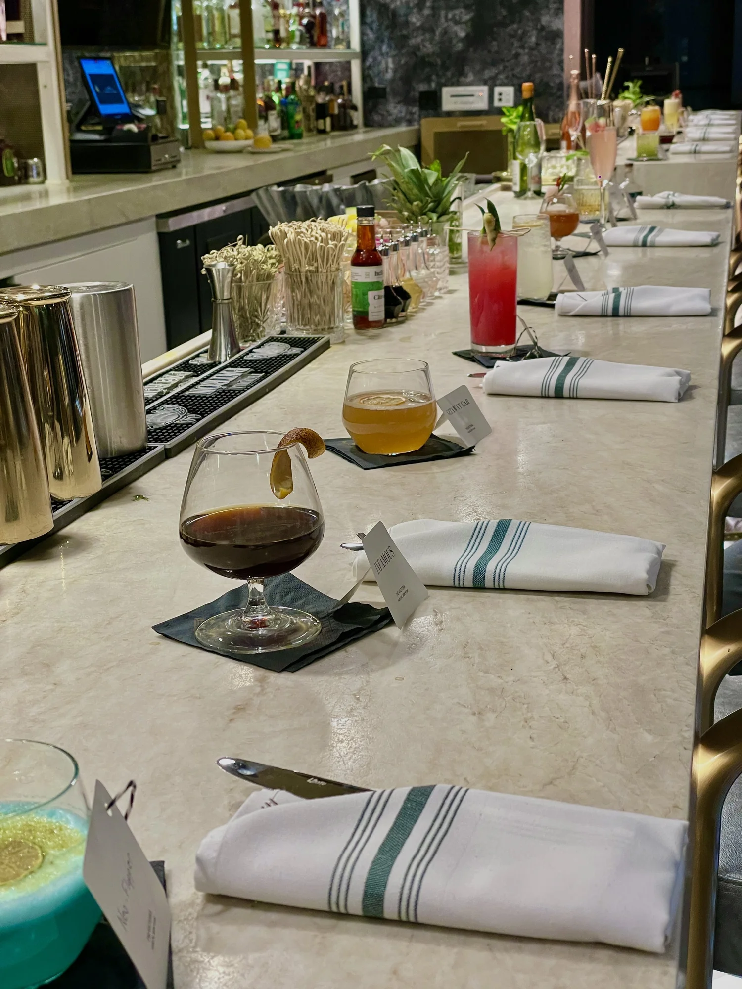 General 1 — THE VICTORIA