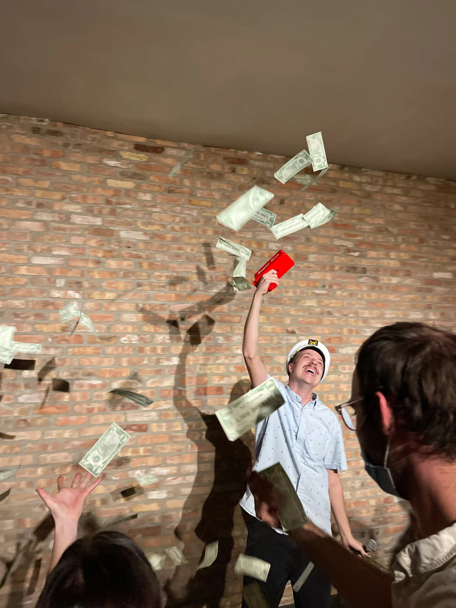 Shows 📆 — Scoochie Boochie