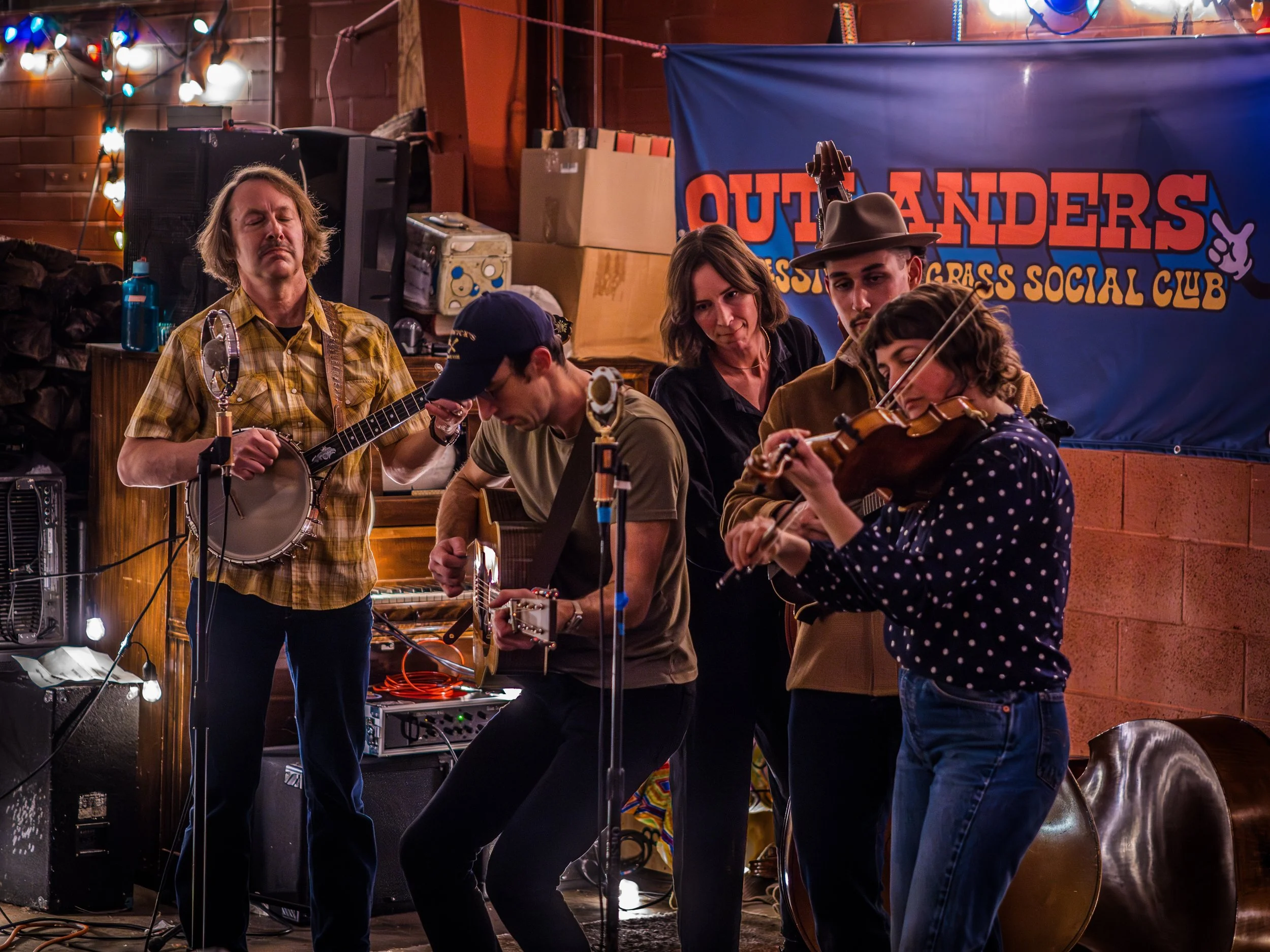 Outlanders Bluegrass