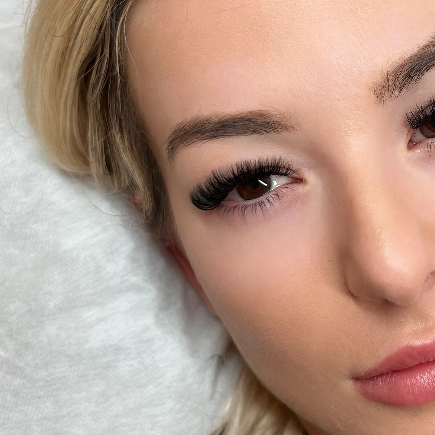 Eyelash Extension & Brow Studio North Shore | Blinkroom