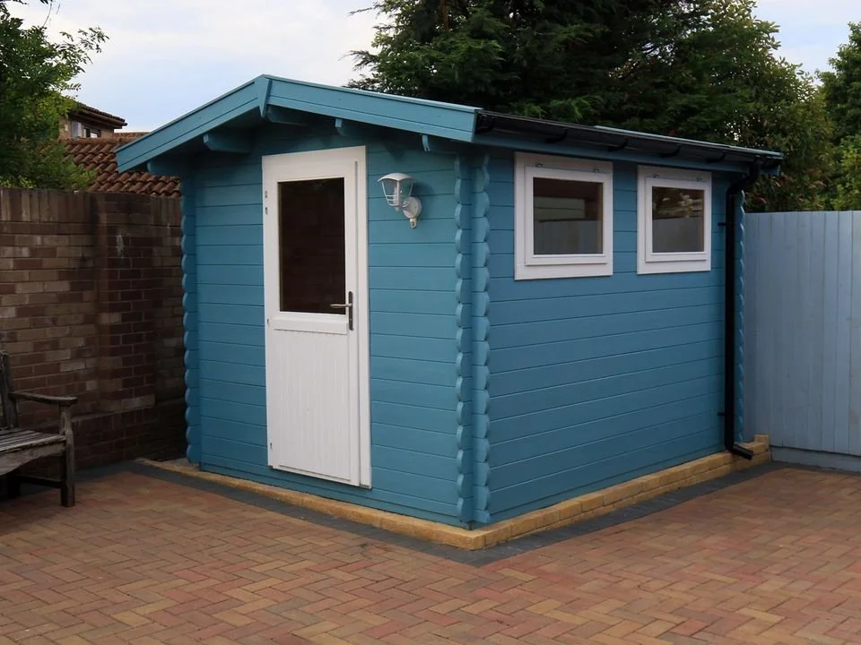 Mr P's Model Railway Log Cabin — Keops