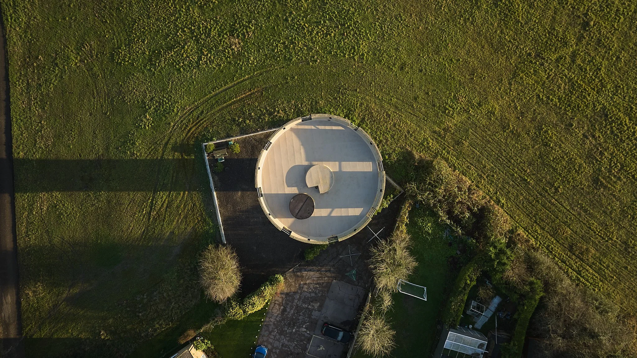 About — Tonwell Tower