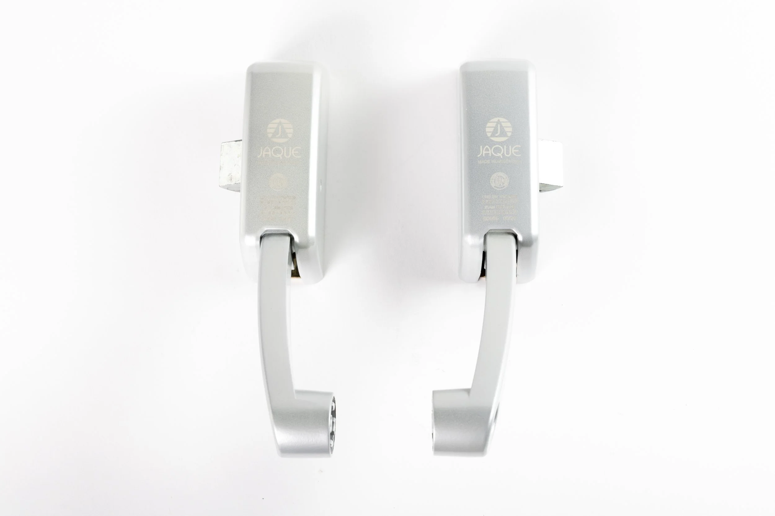 T290 (EN-AS) — Jaque Cerraduras