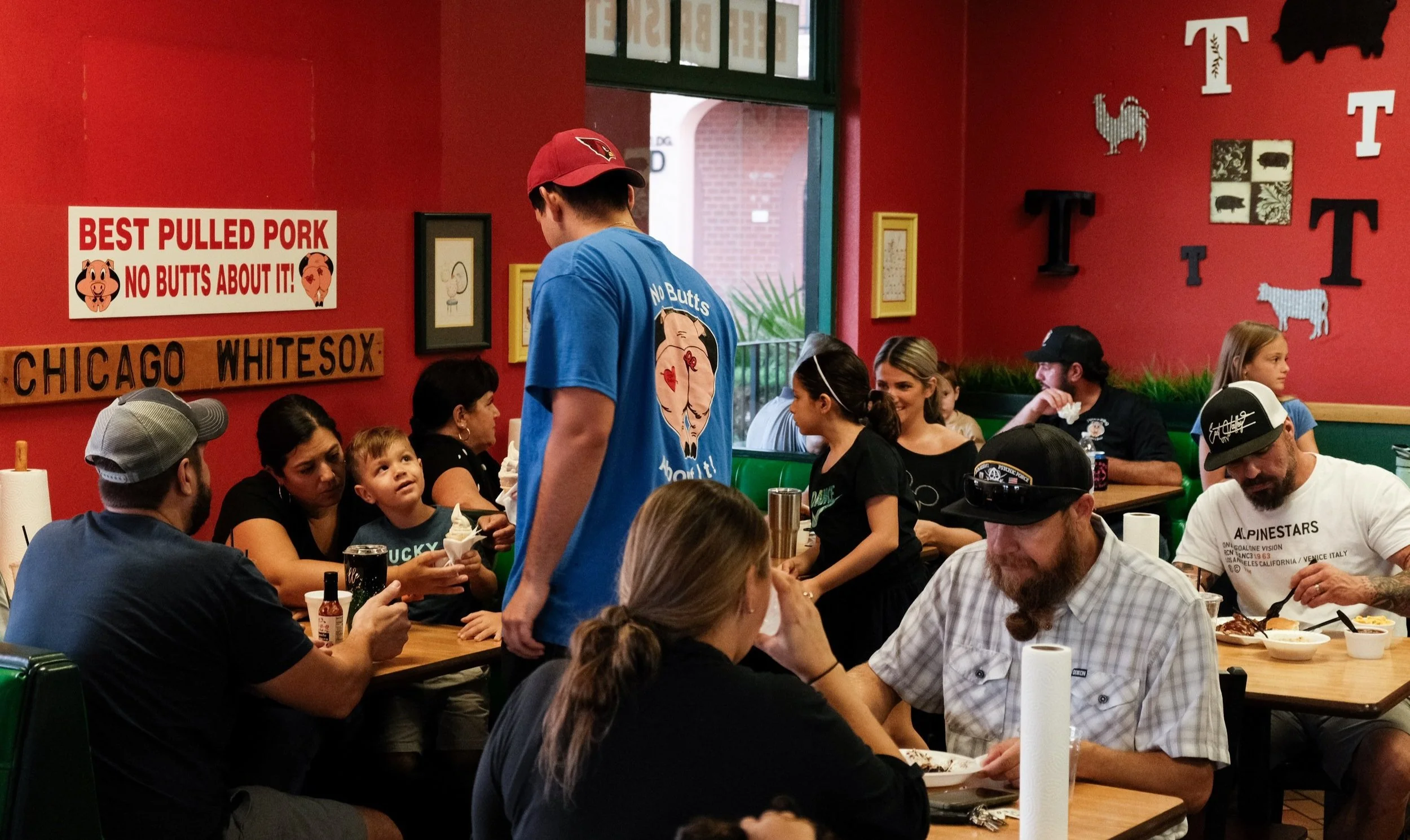 Finest Barbeque Restaurant Est. 1988 | Tom's BBQ