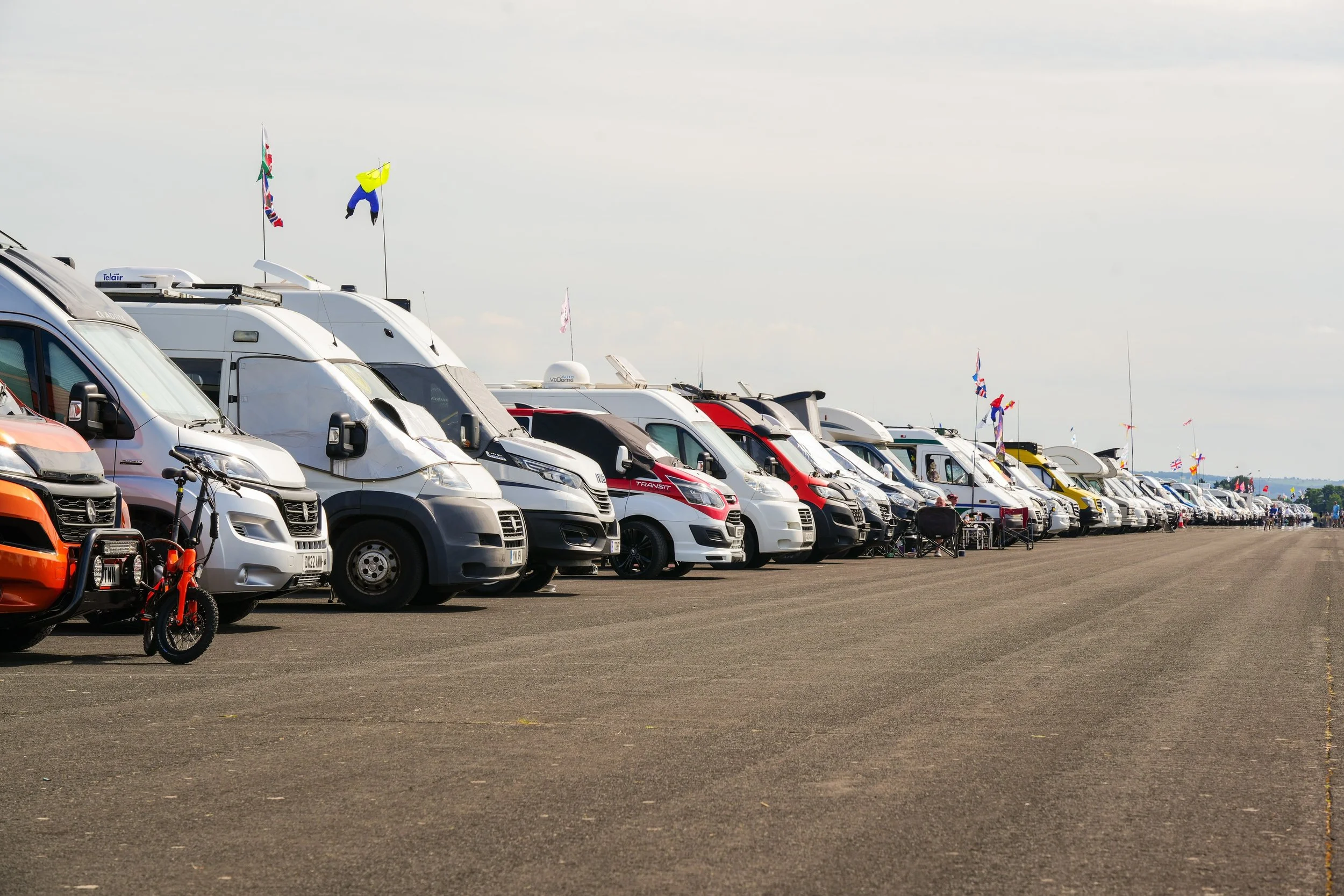 Vanlife Festival UK 2026 - Thruxton Race Circuit - Vanlove