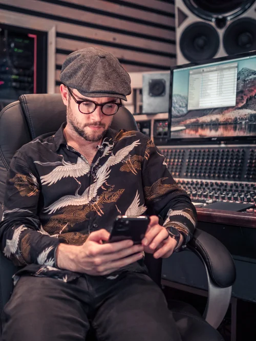 About — Ronan Scolard