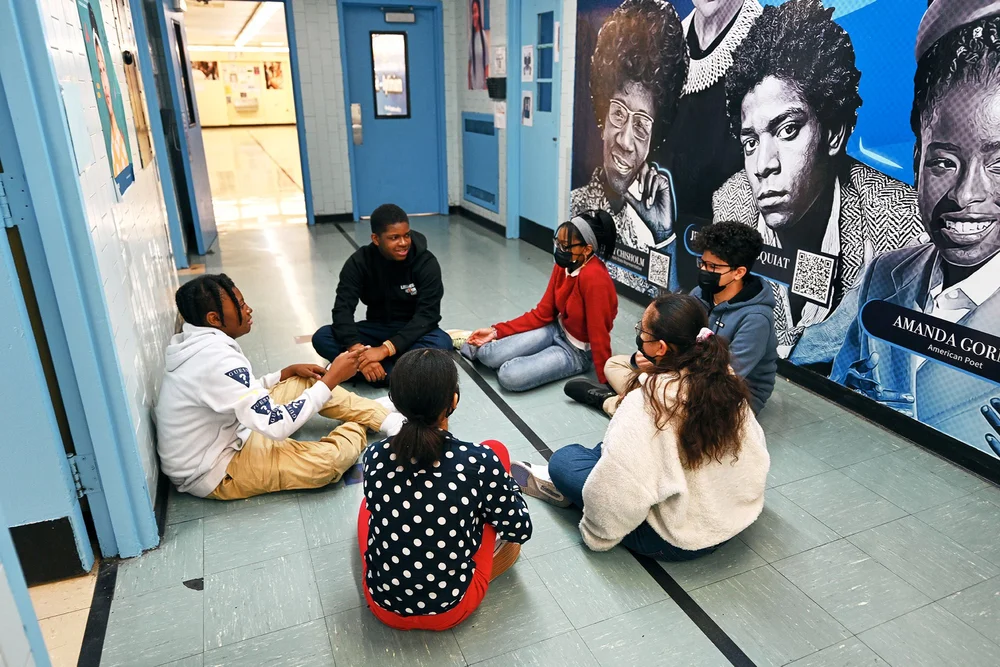 Supporting Students: Peer Leadership & Mentor Programs | Center for ...