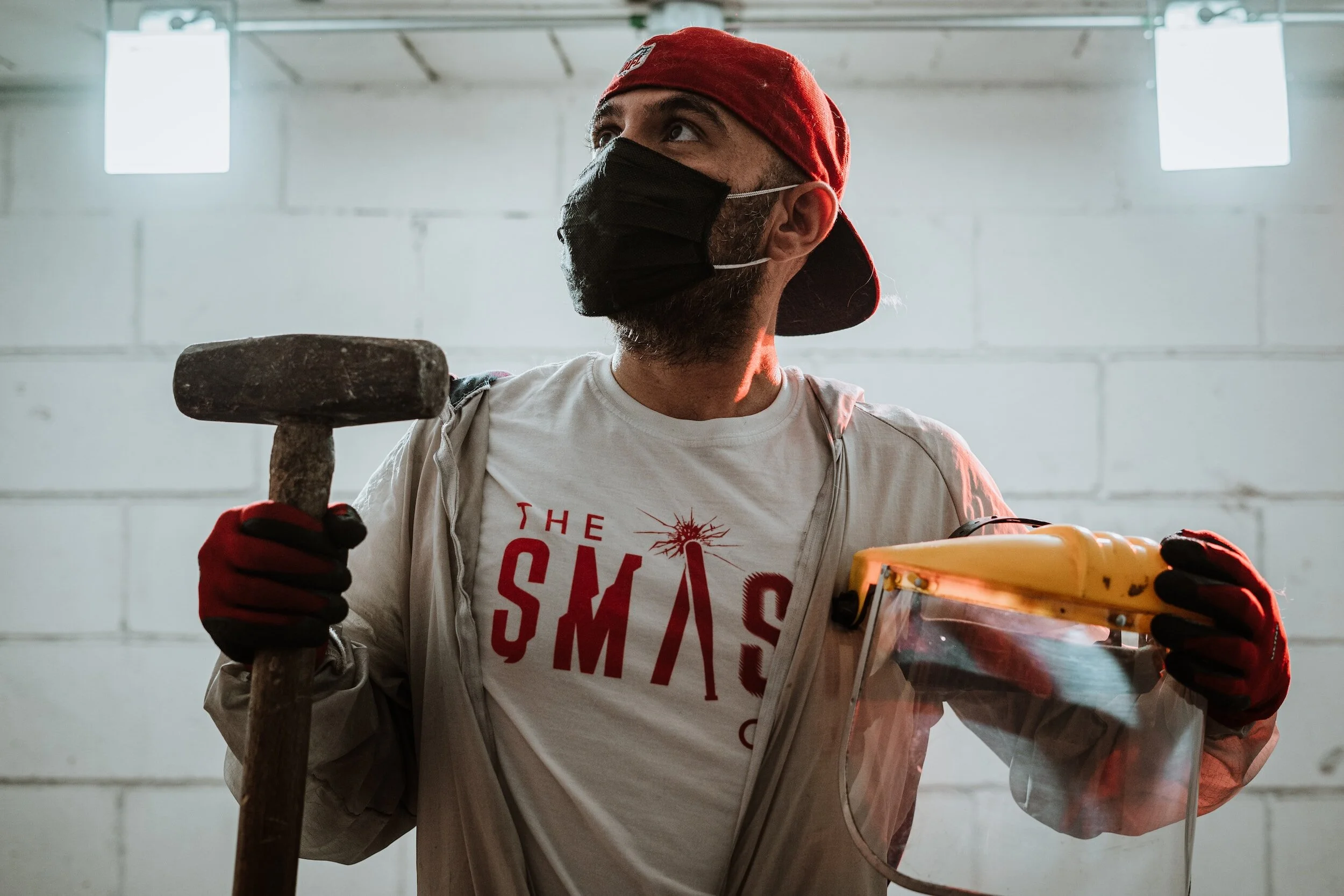 SMASH IT RAGE ROOM AND PAINT SPLATTER ROOMS