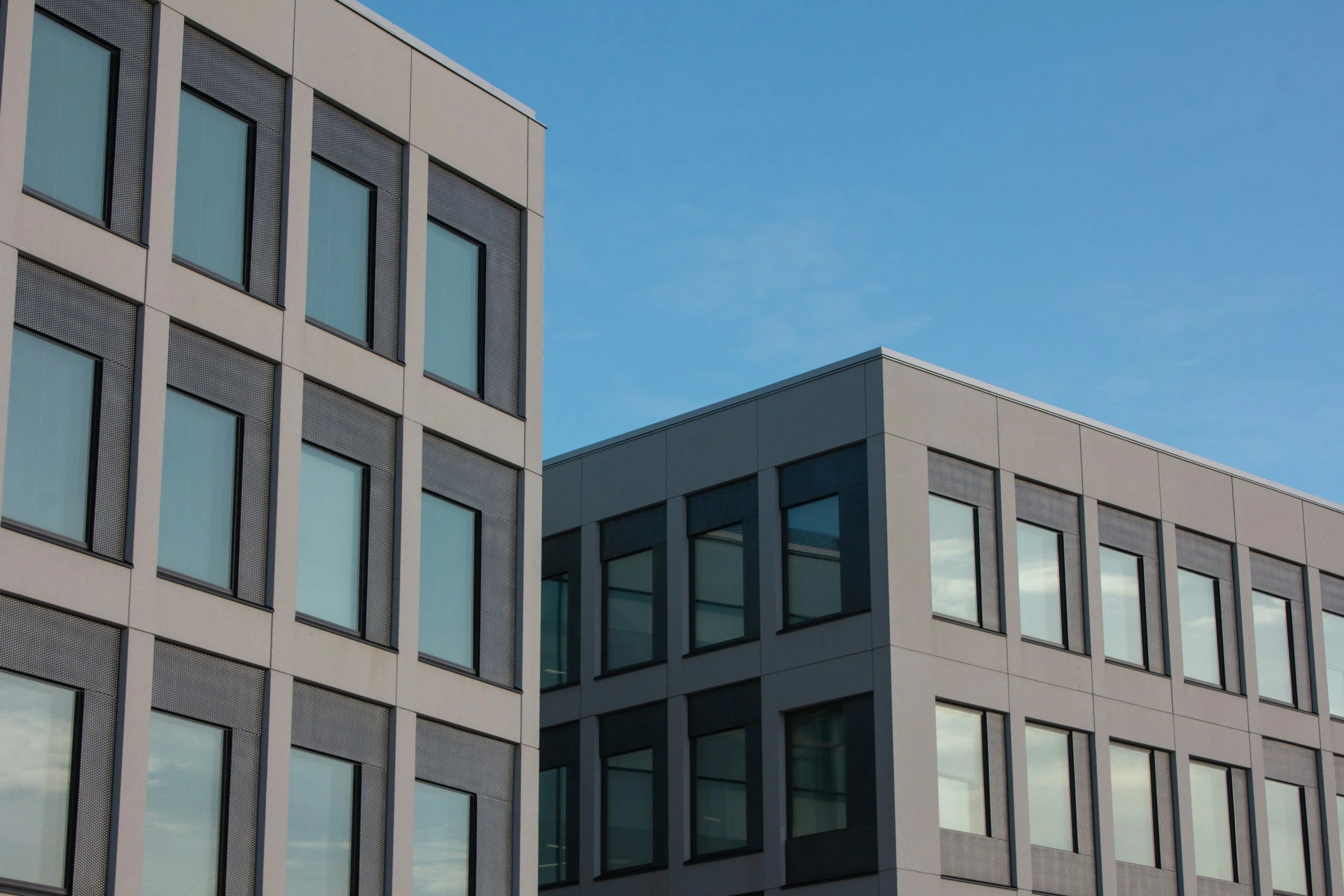 Elevolt - Easy energy optimization solutions for office buildings