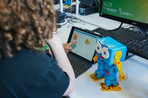 Marty the Robot v2 — Oxford Educational Robotics