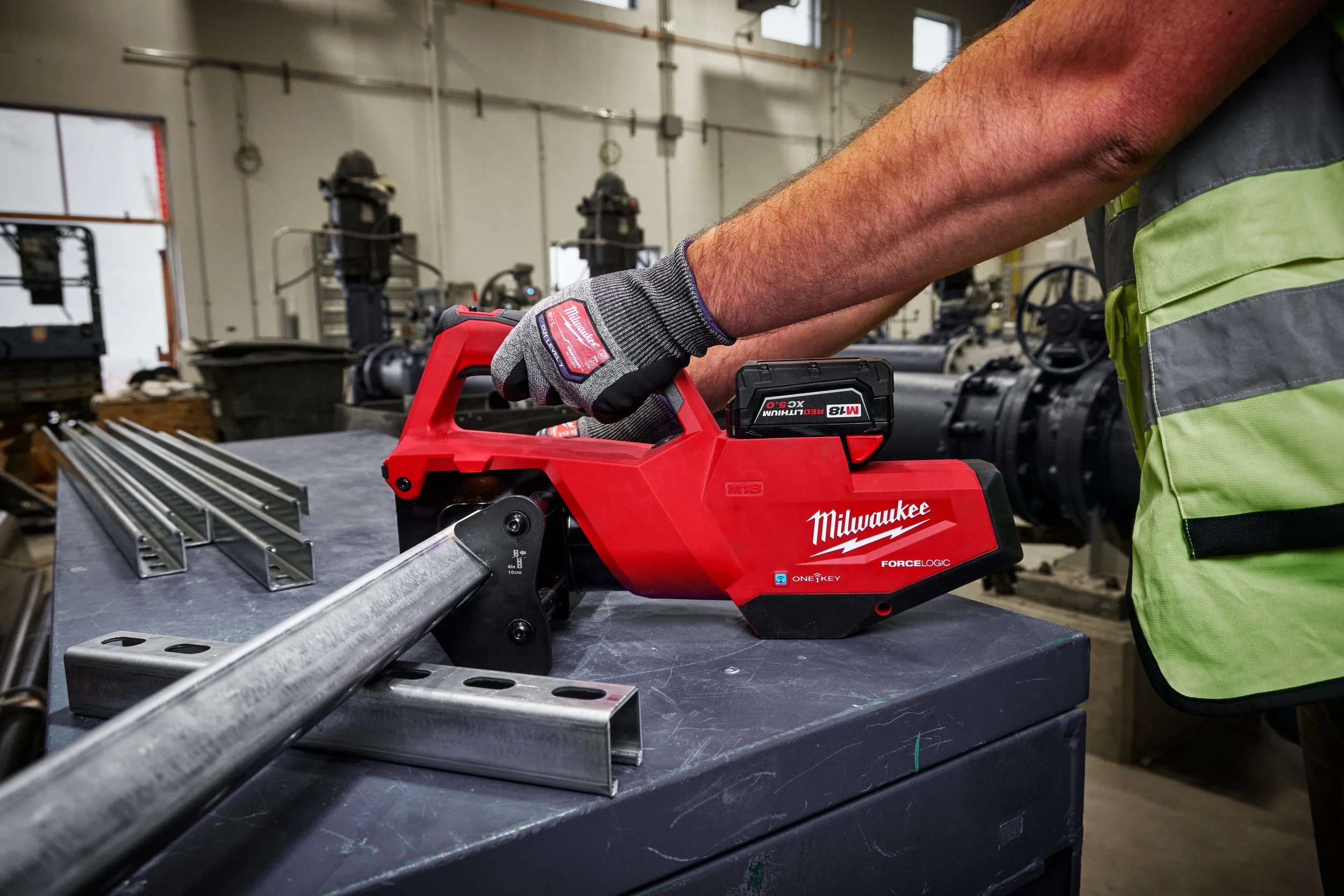 Milwaukee - Fastenal Resources