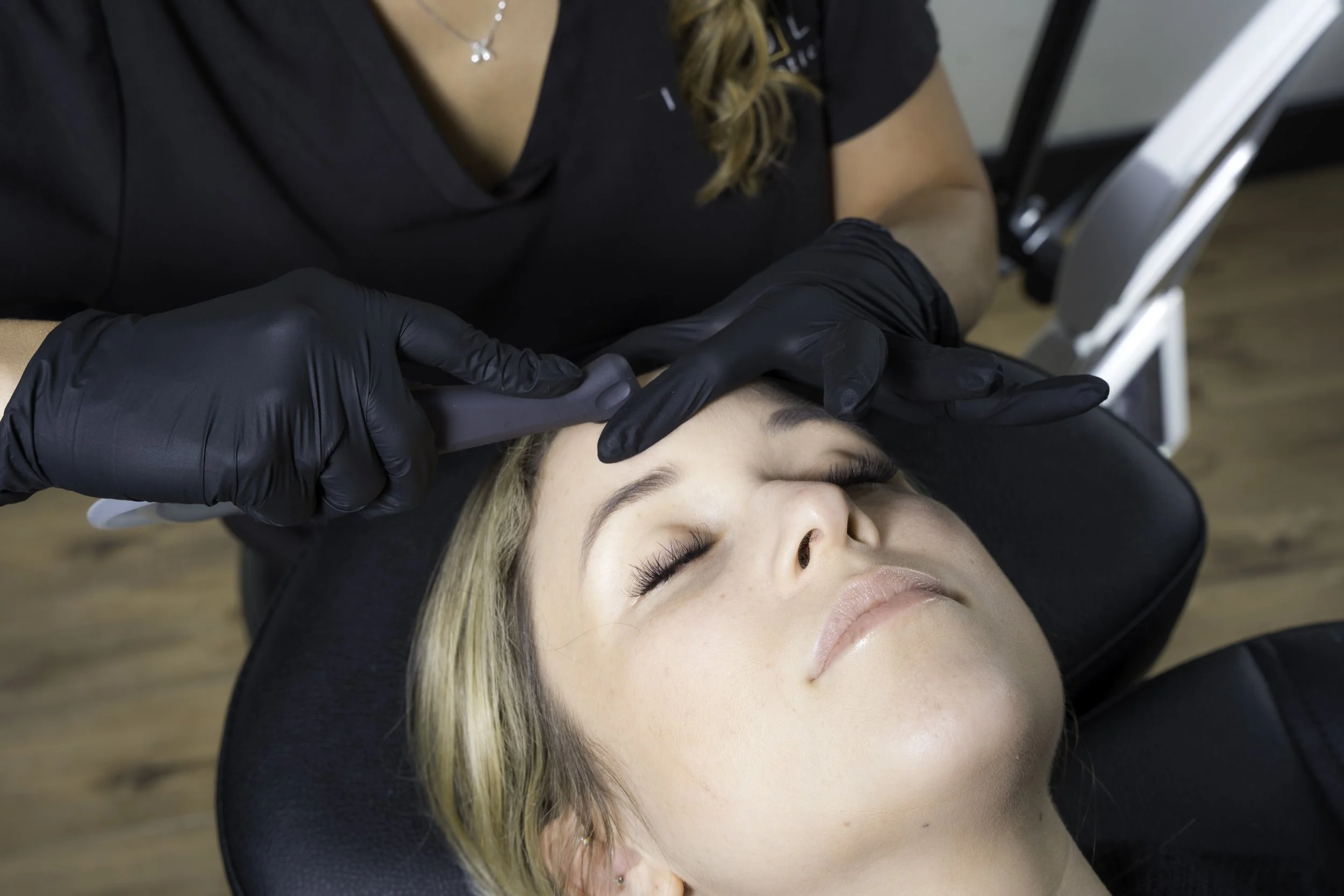 Salt Facial | Deep Cleansing & Skin Renewal in Glen Ellyn, IL | Insula ...
