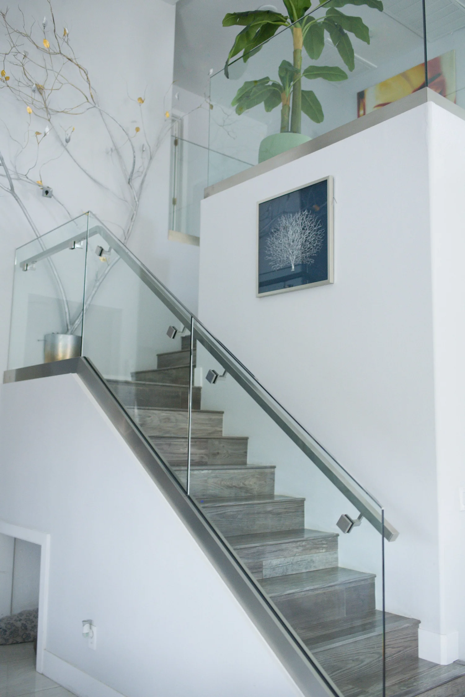 LUXE Residential and Commercial Glass In Las Vegas, NV