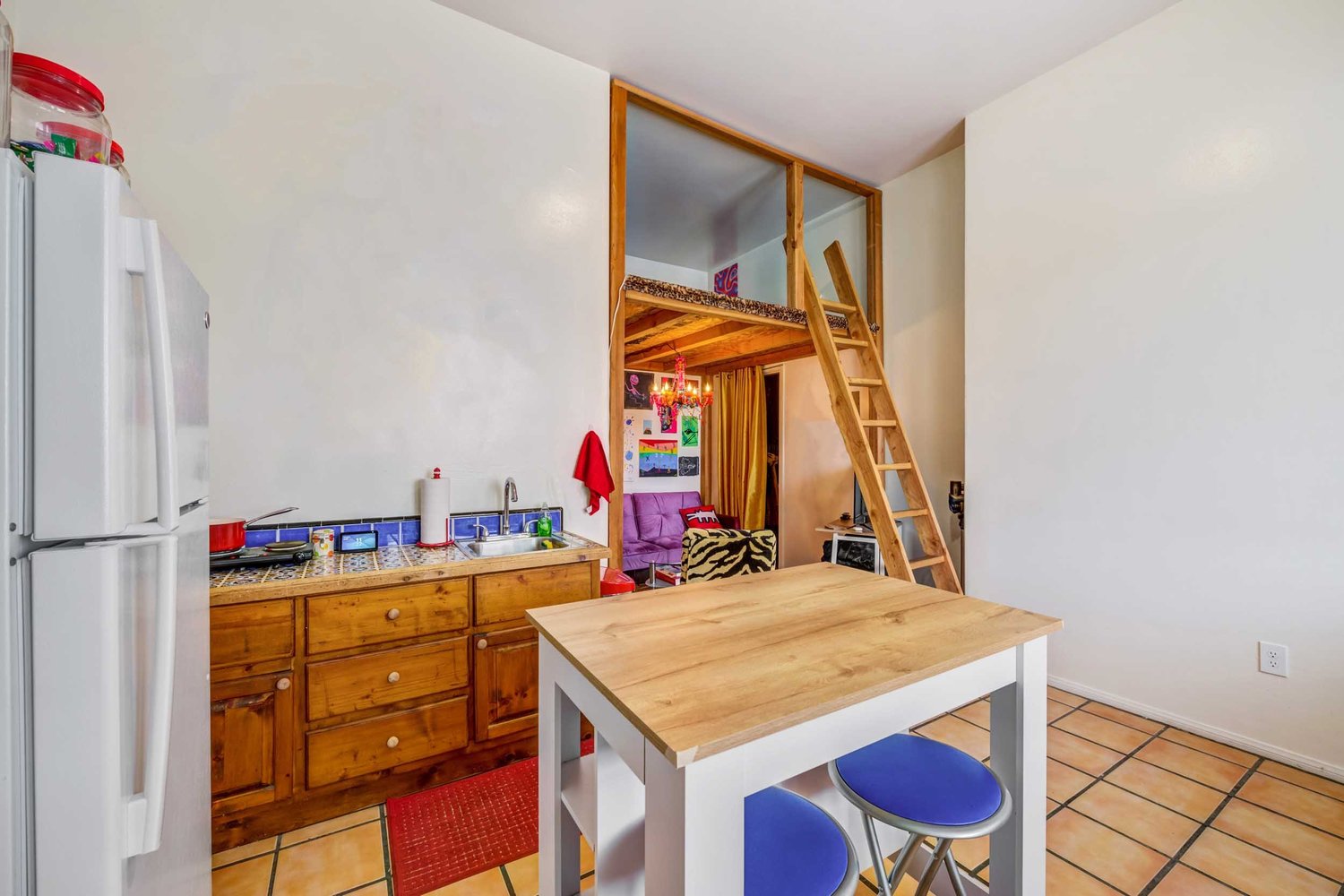 Photos | Isla Vista Student Housing Near UCSB — Solis Isla Vista