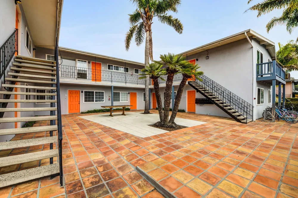Student Housing Photo Gallery — Solis Isla Vista