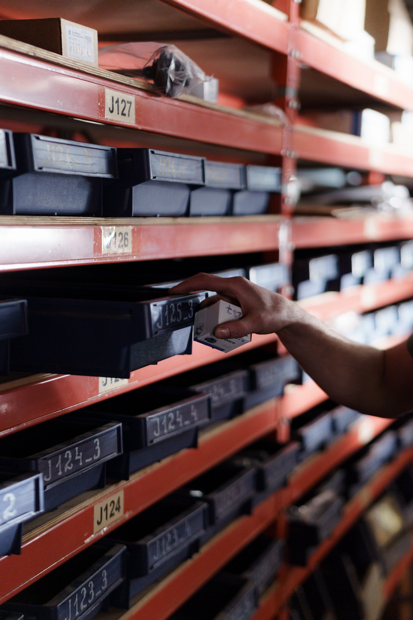 Sell Us Your Parts | Surplus Auto Parts Buyers | California