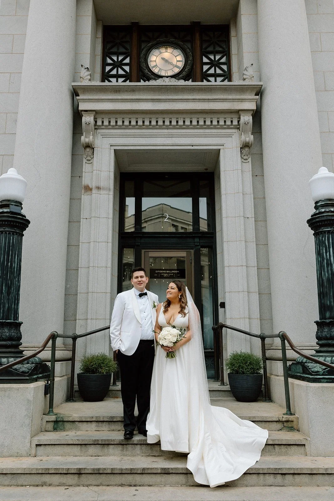 A Black & White Luxury Wedding at Citizens Ballroom