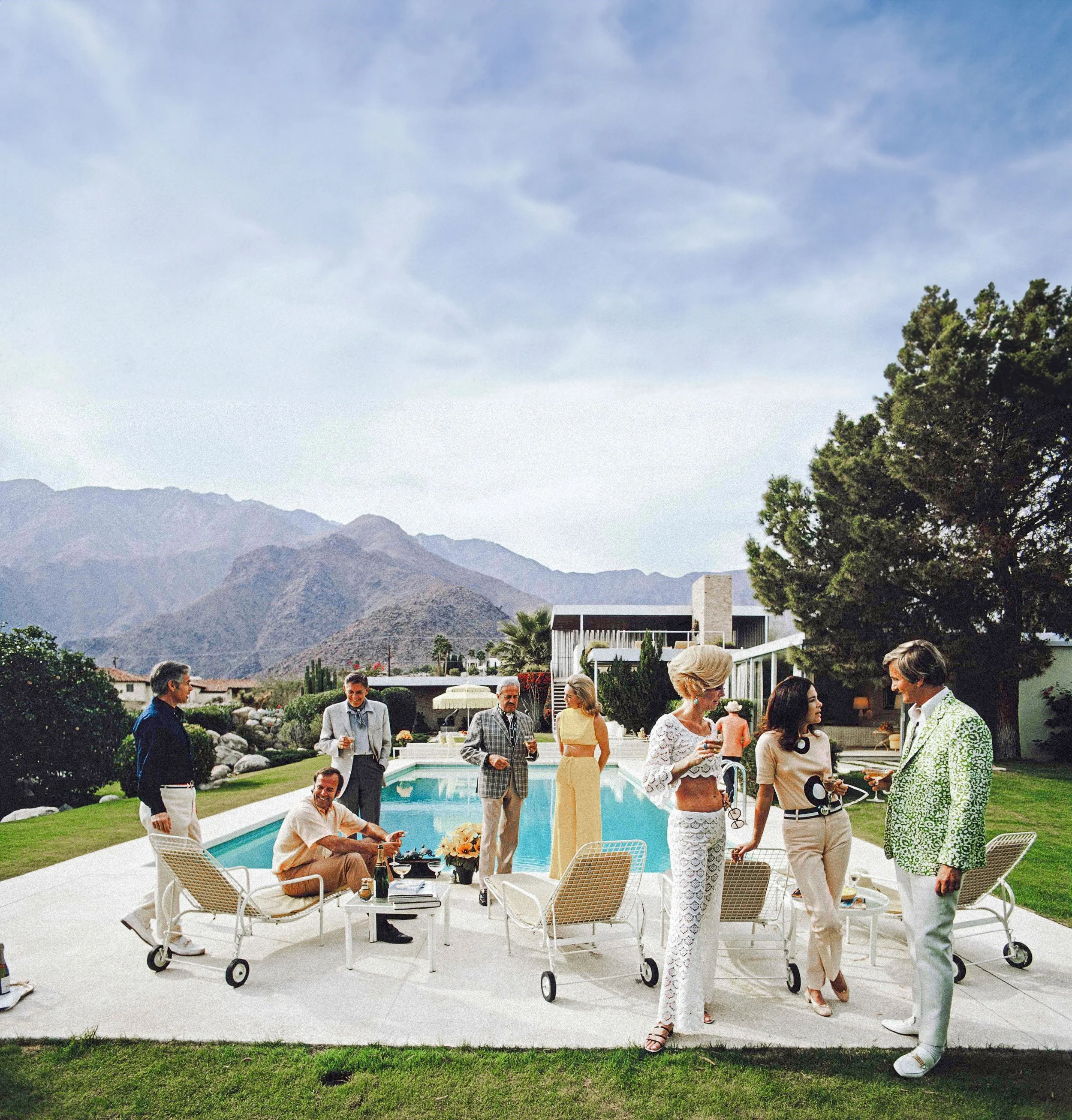 Charlie's Rooftop - Restaurant and Bar