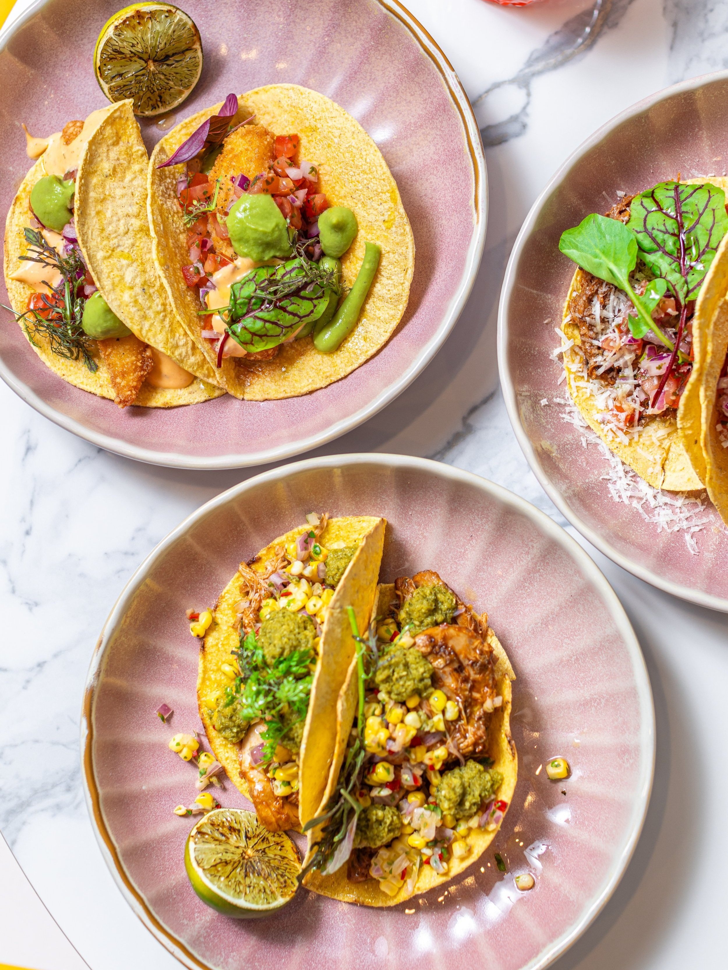 Charlie's Rooftop - Restaurant and Bar