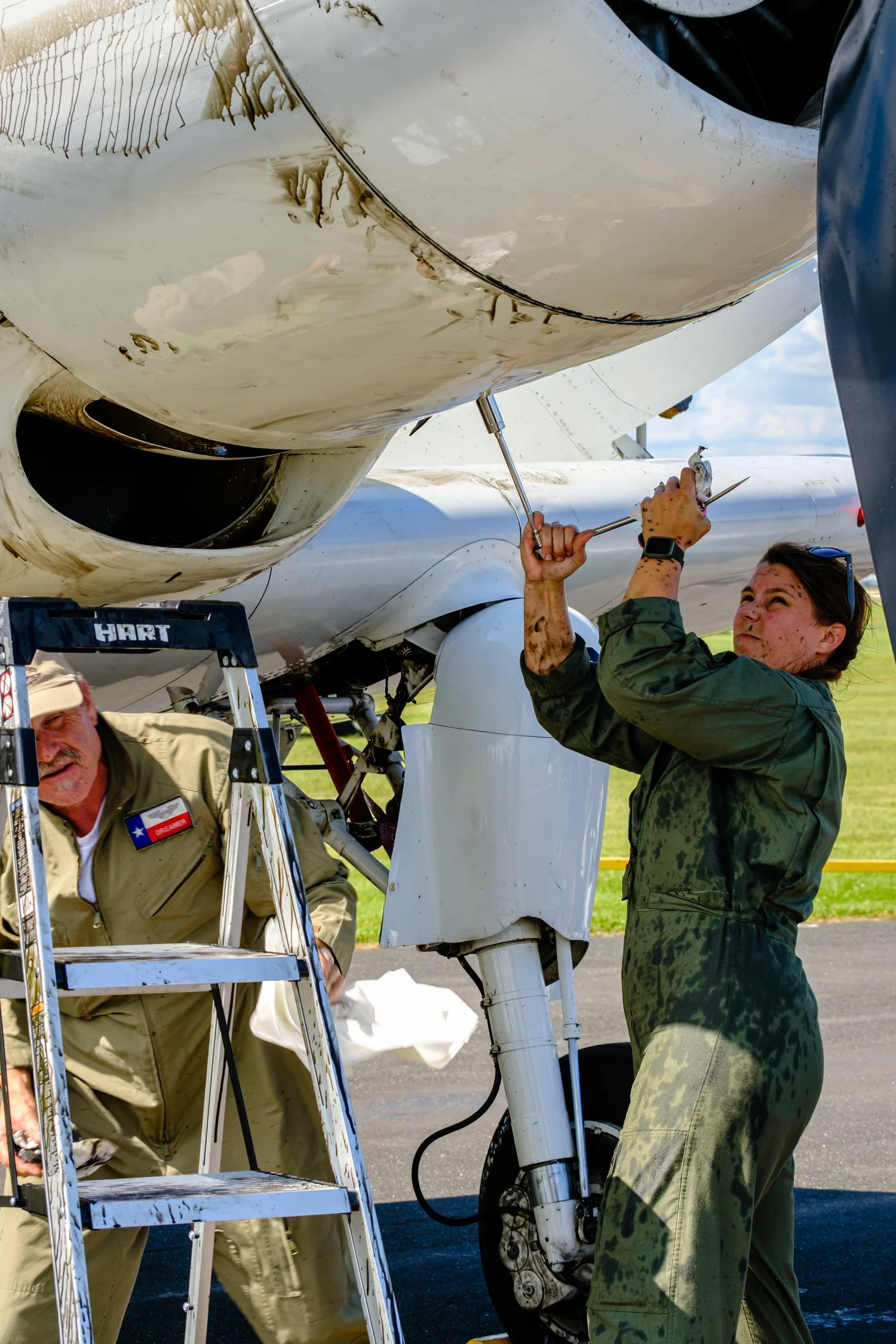 About — Hangar Queen Aviation Services LLC