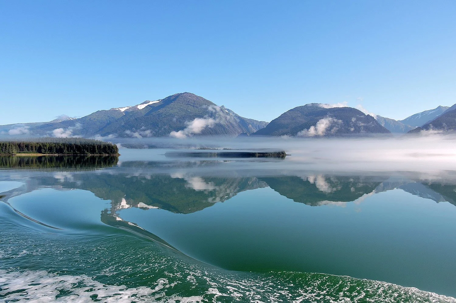 Snow Goose Alaska Small-Ship Cruises
