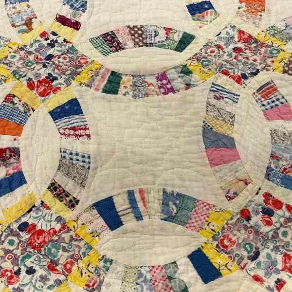 Lessons From An Old Double Wedding Ring Quilt — Sew The Distance