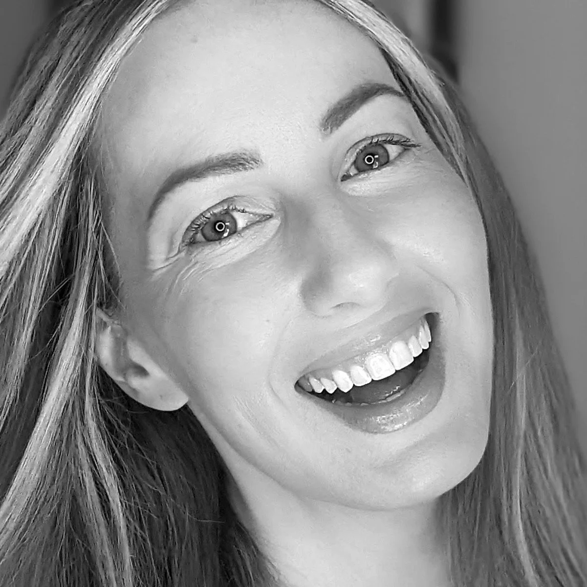 About 🔴 AI Named This Show