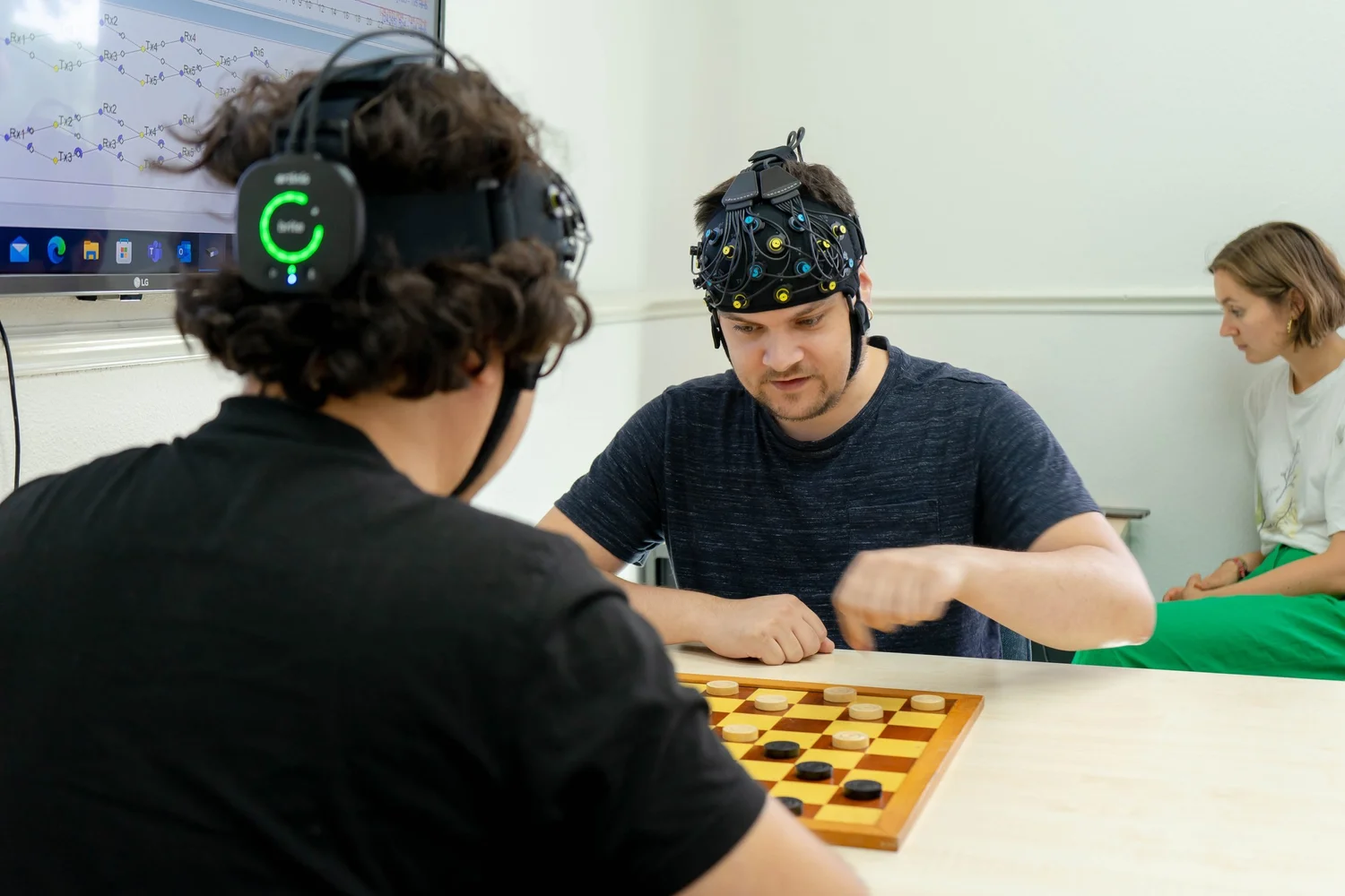 Prefrontal cortical activation measured using fNIRS — Artinis Medical ...
