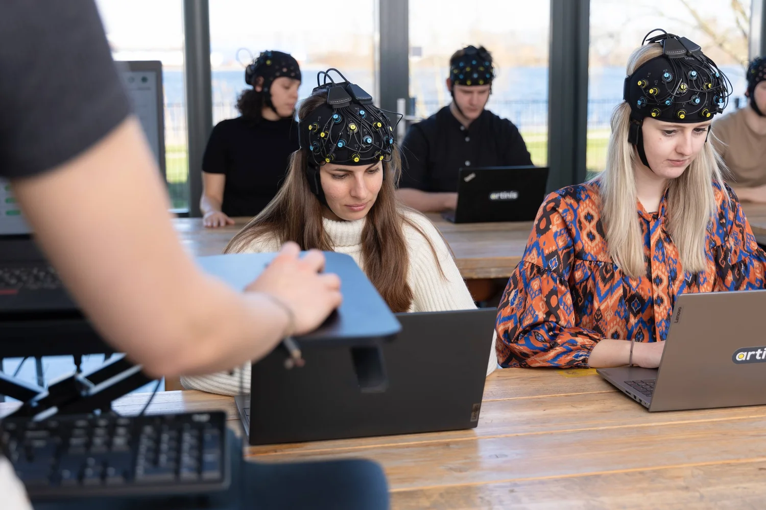 Brite Ultra: fNIRS hyperscanning system — Artinis Medical Systems | (f ...