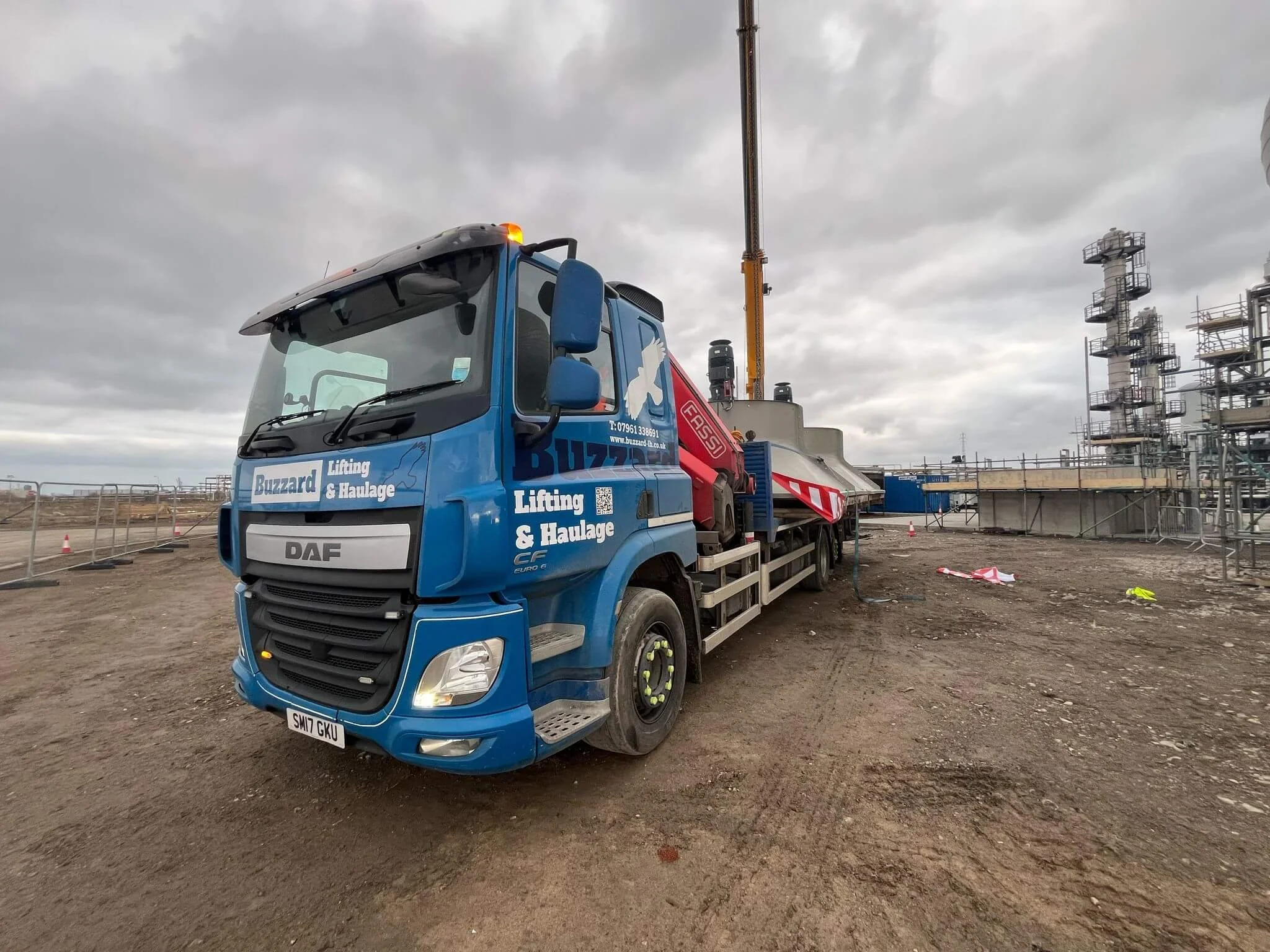 What is a HIAB? Everything you Need to Know — Buzzard Lifting & Haulage Ltd