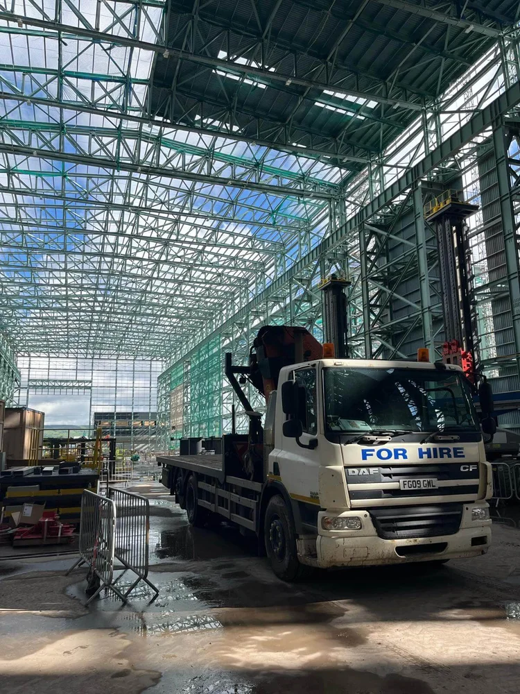 What is a HIAB? Everything you Need to Know — Buzzard Lifting & Haulage Ltd