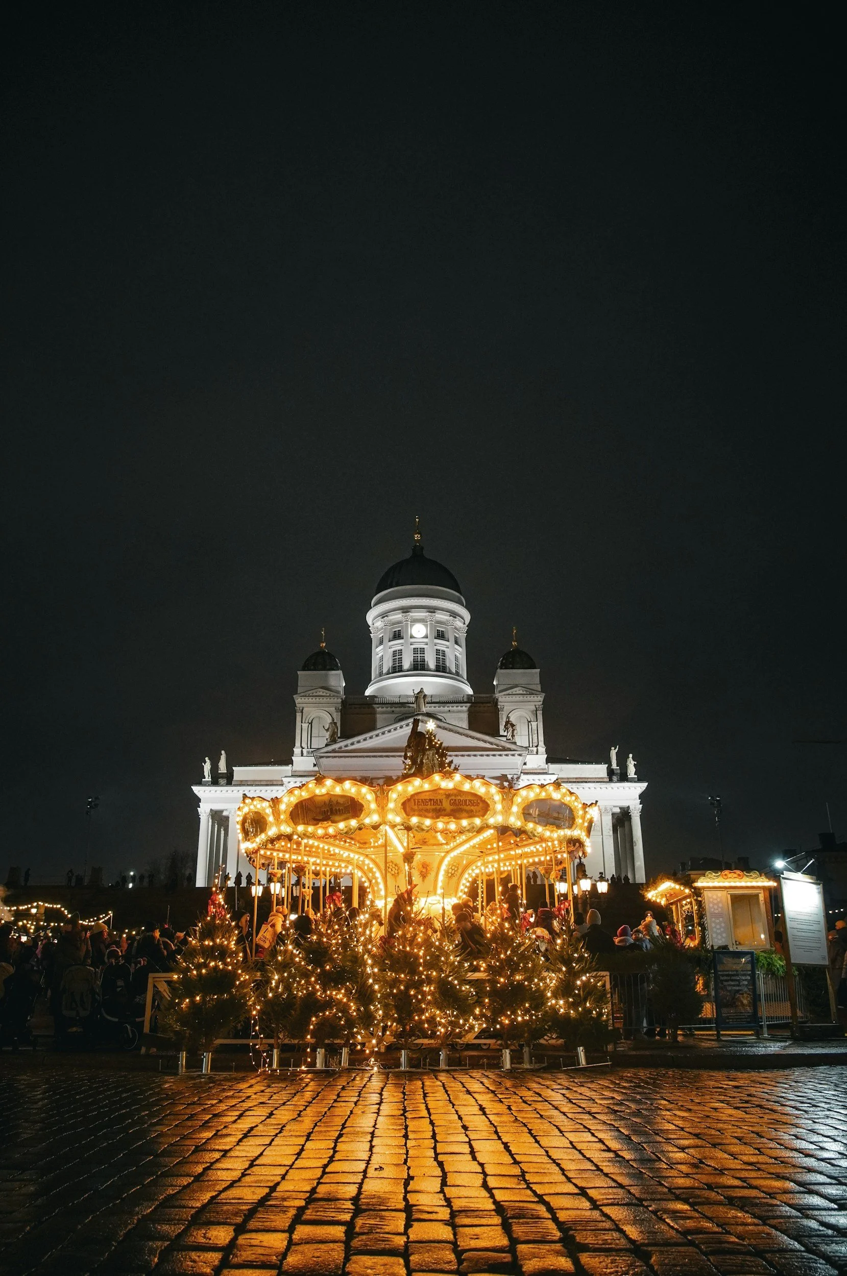 2026 Helsinki Christmas Market Guide — Andrew & Kait