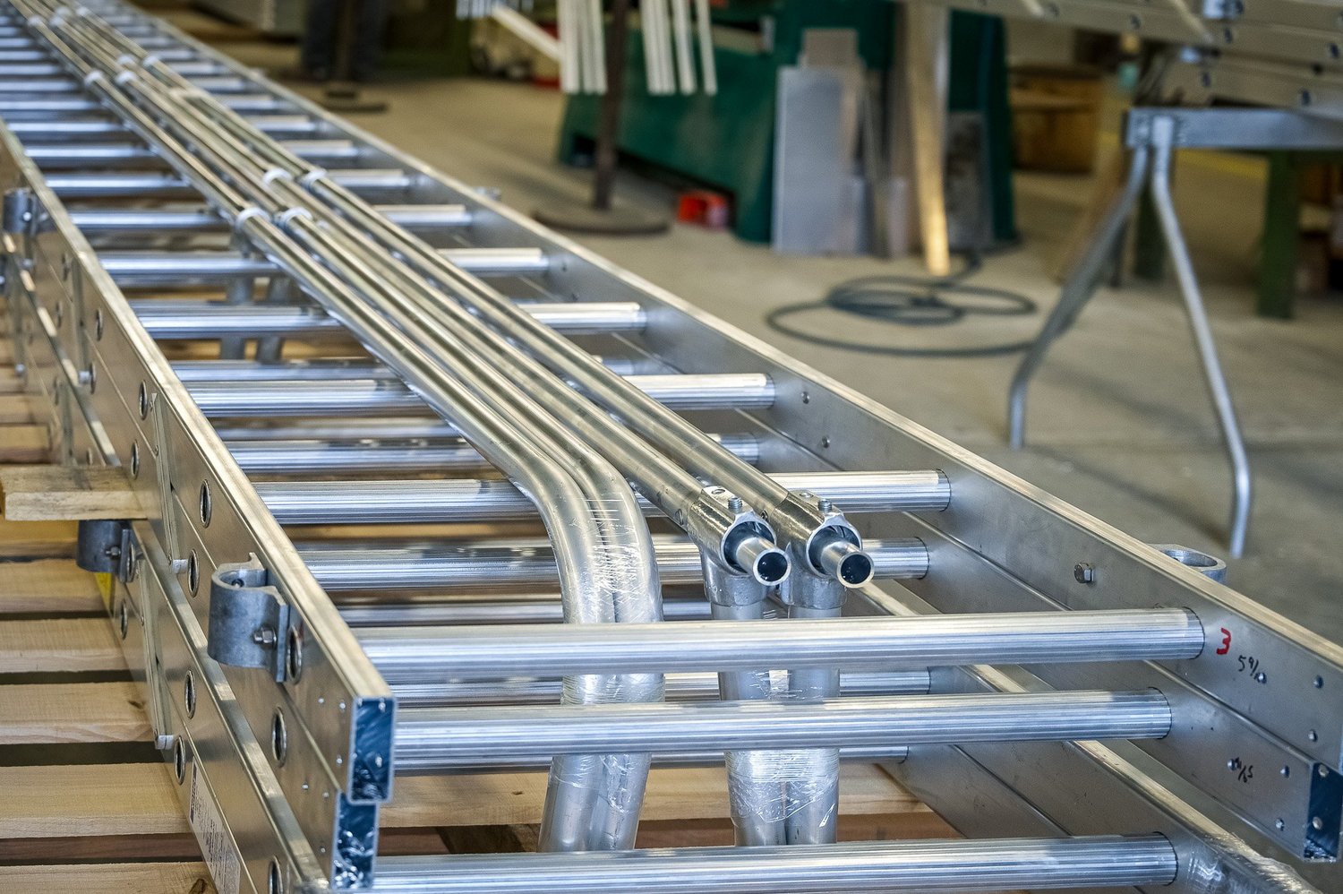 Aluminum Marine Boarding Ladders — Metallic Ladder