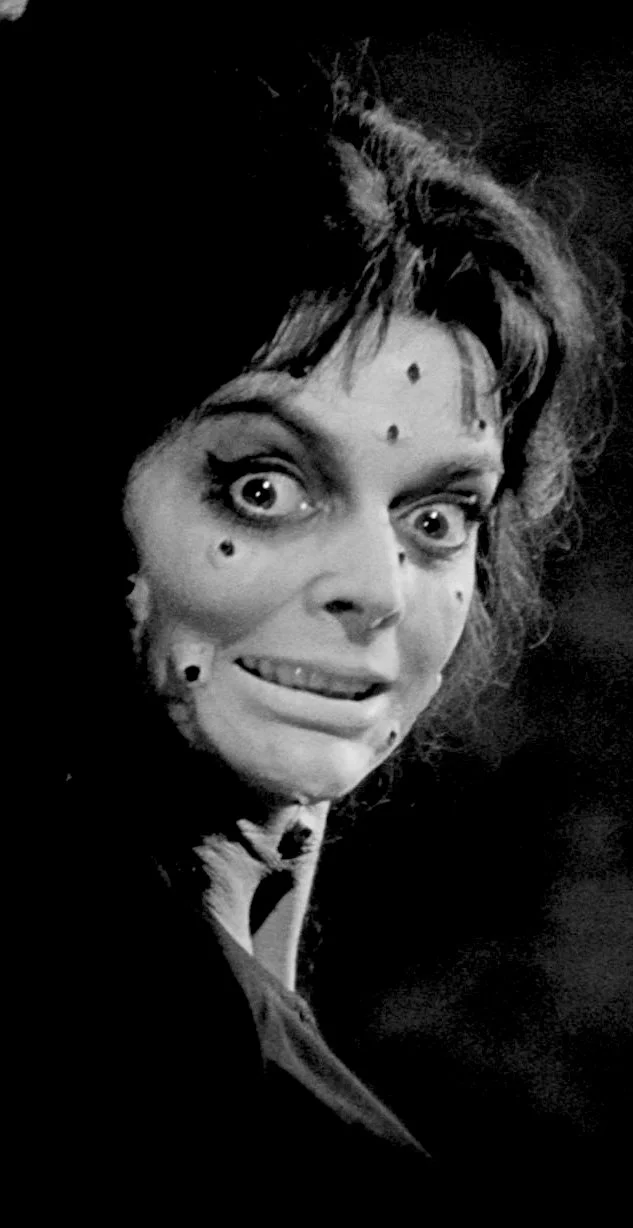 Horror Icons-Barbara Steele - Cushing and Lee (UNDER CONSTRUCTION ...