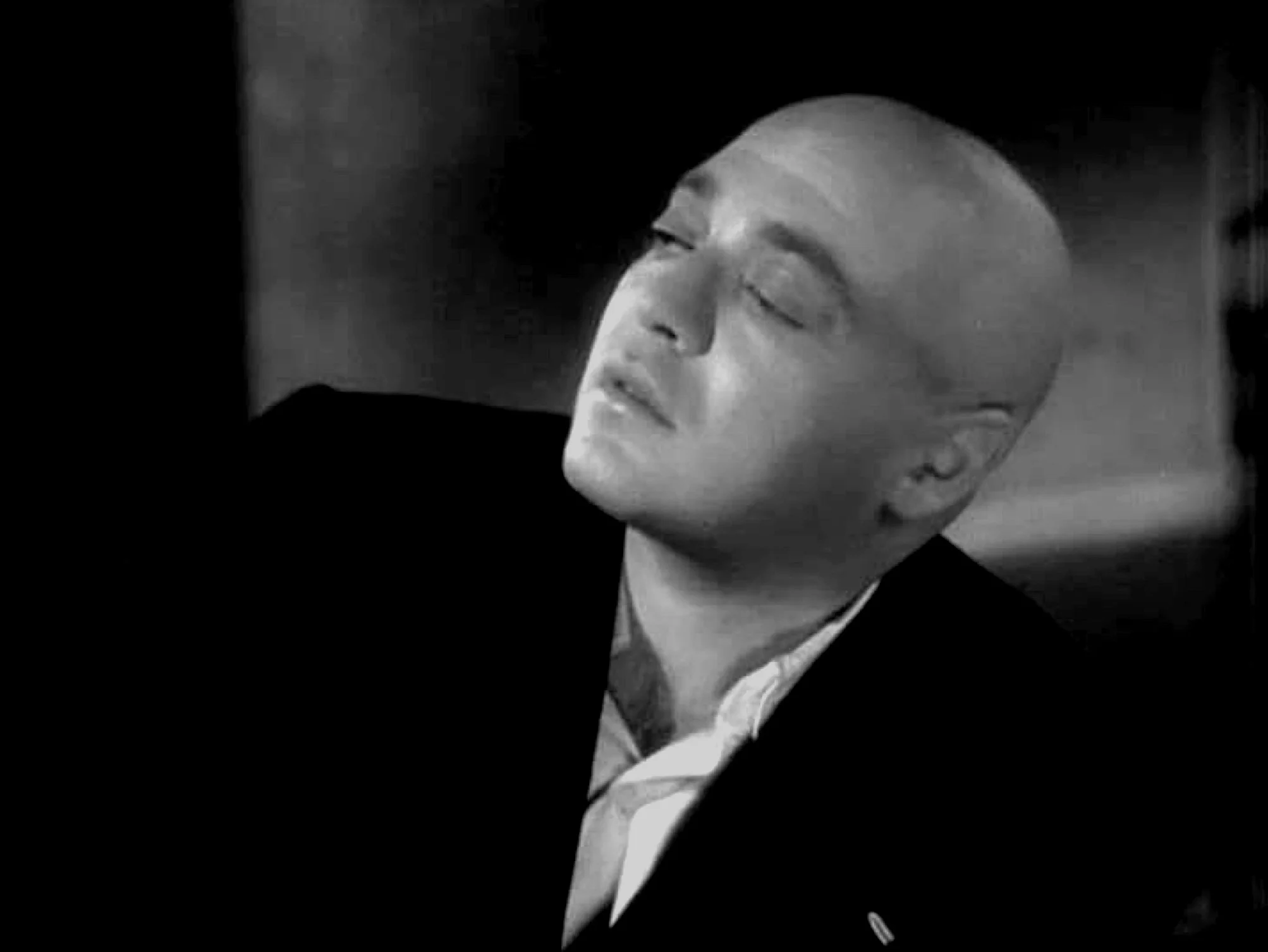 Horror Icons-Caligari to Hollywood - Peter Lorre — Voltage Films Productions Ltd