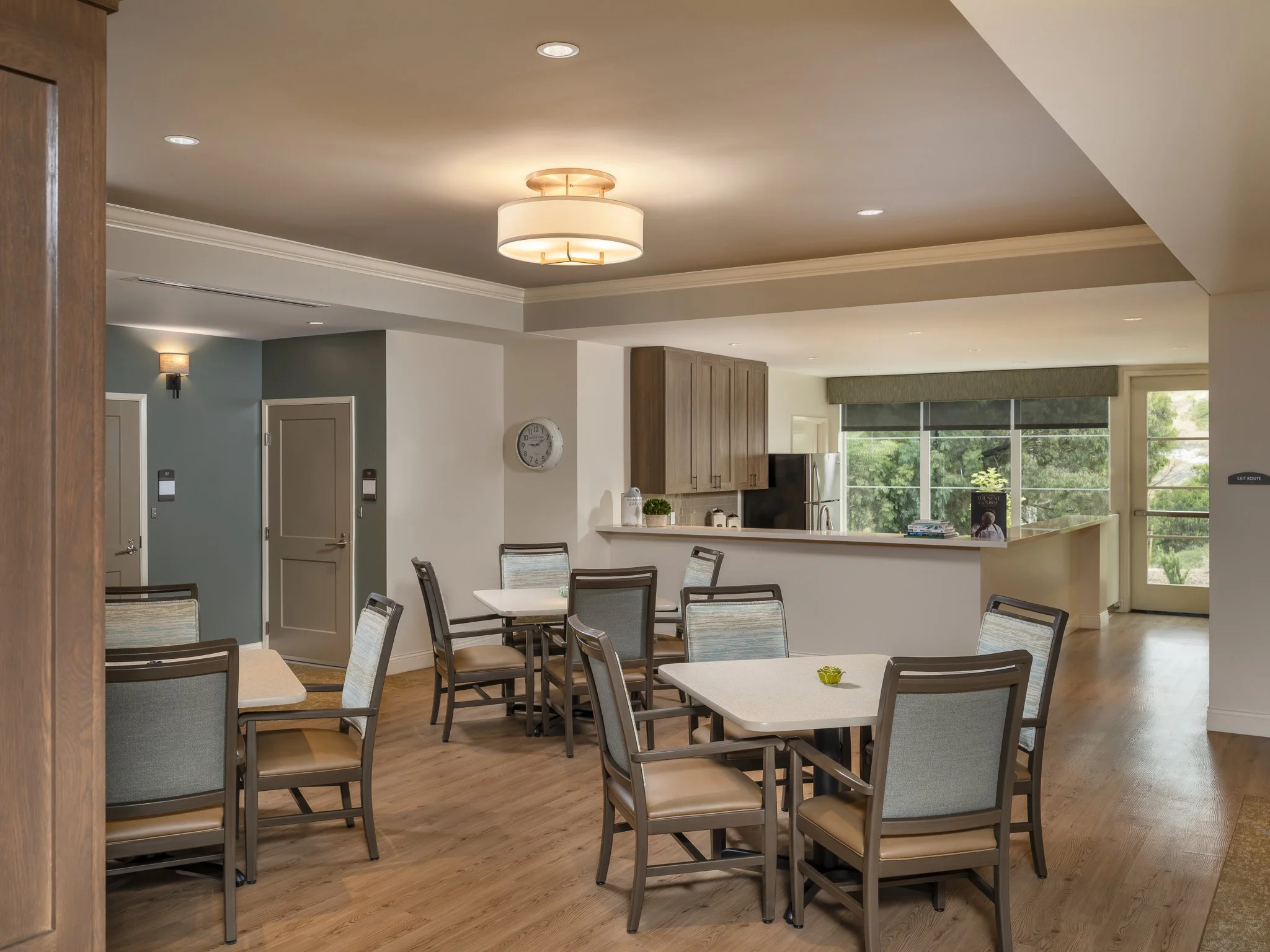 Senior Living Interior Design | Sivergate Rancho Bernardo | San Diego, California — Warner ...