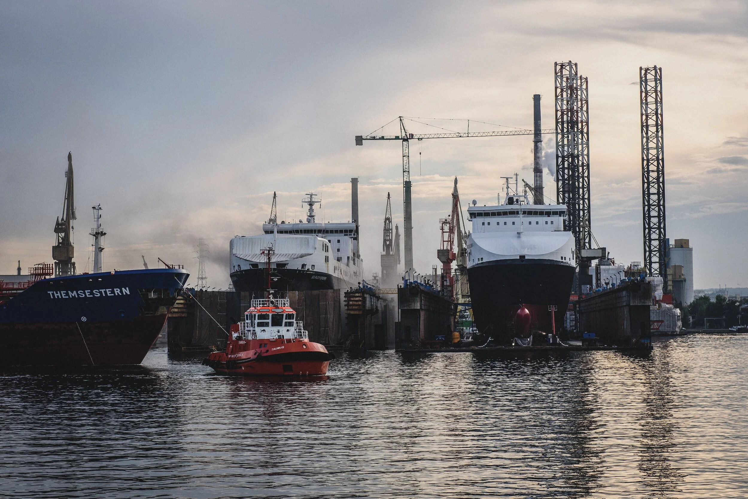 Access to CANAL news articles, press releases and brochures. — CANAL