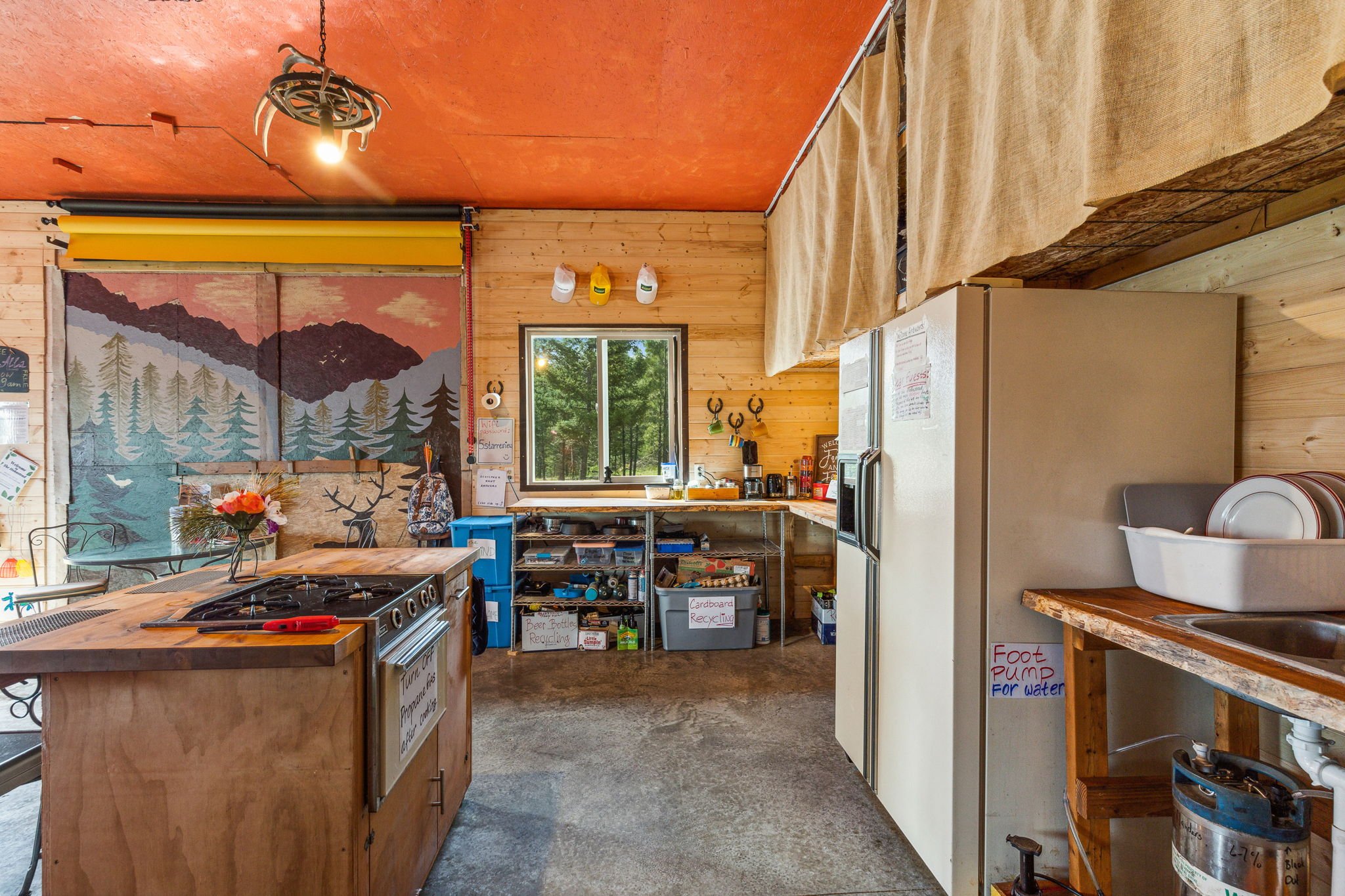 The HohnStead Glamping Cabins