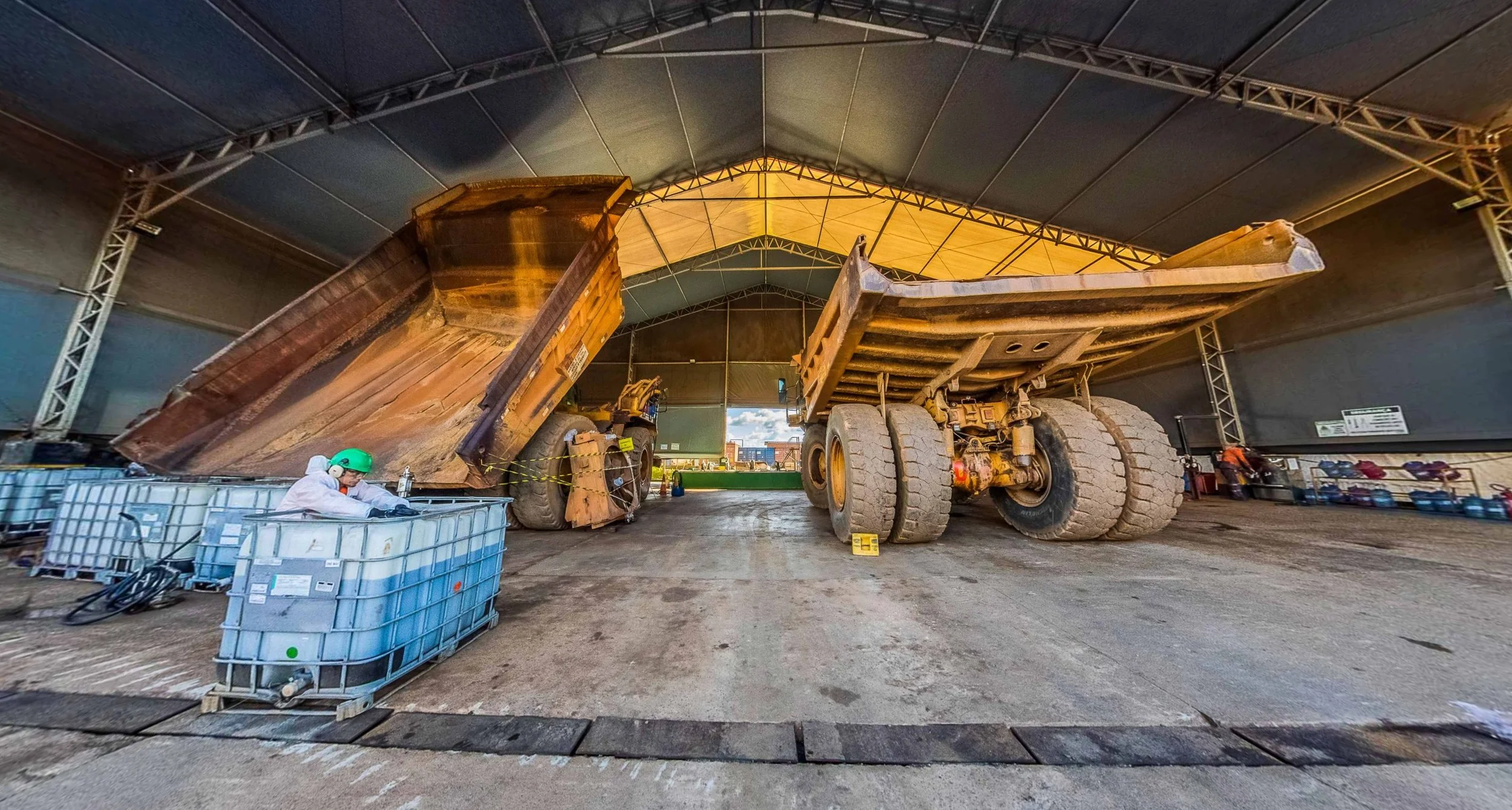 Investors — Tucano Gold