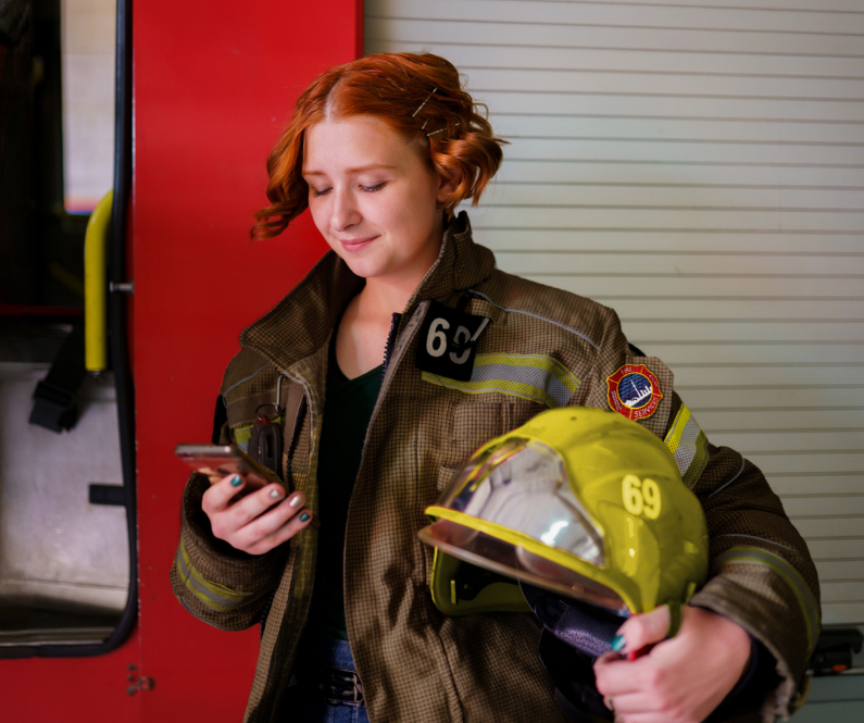 First Responder Discounts | Rogers Cell Phone Plans & Internet — Red ...