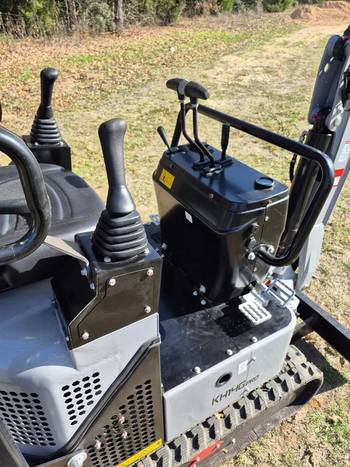 Mini Excavators- Groundhog of Texas