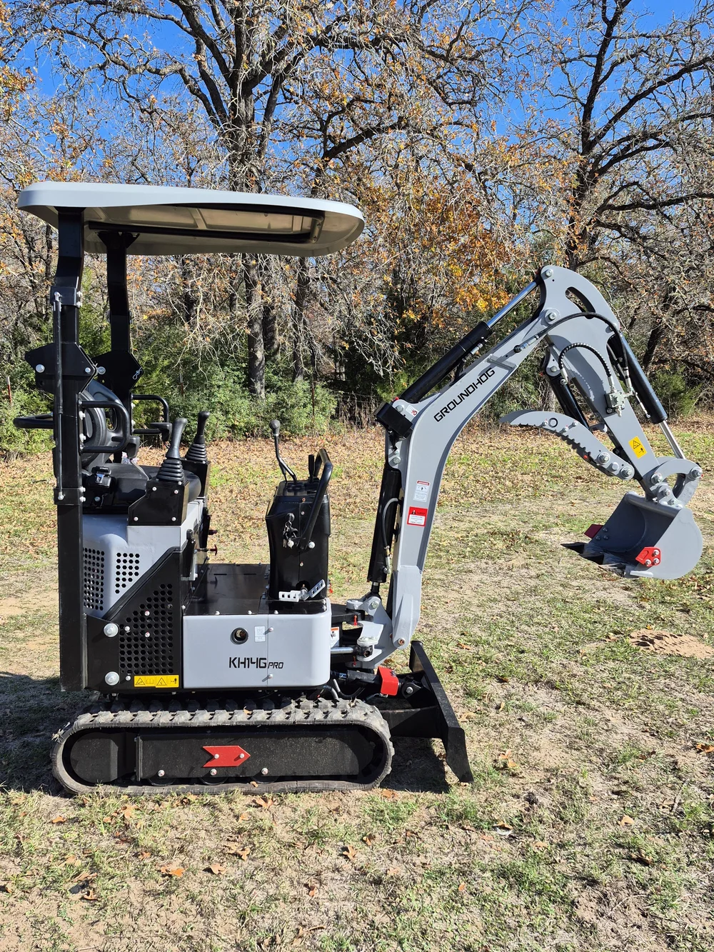 Mini Excavators- Groundhog of Texas