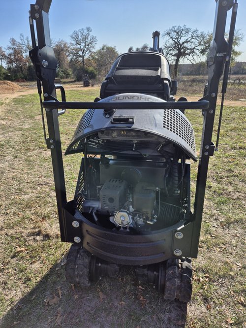 Mini Excavators- Groundhog of Texas