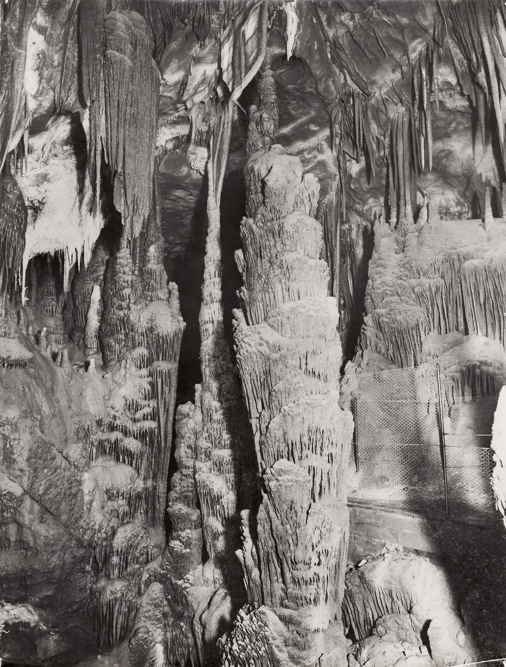 History — Jenolan Caves