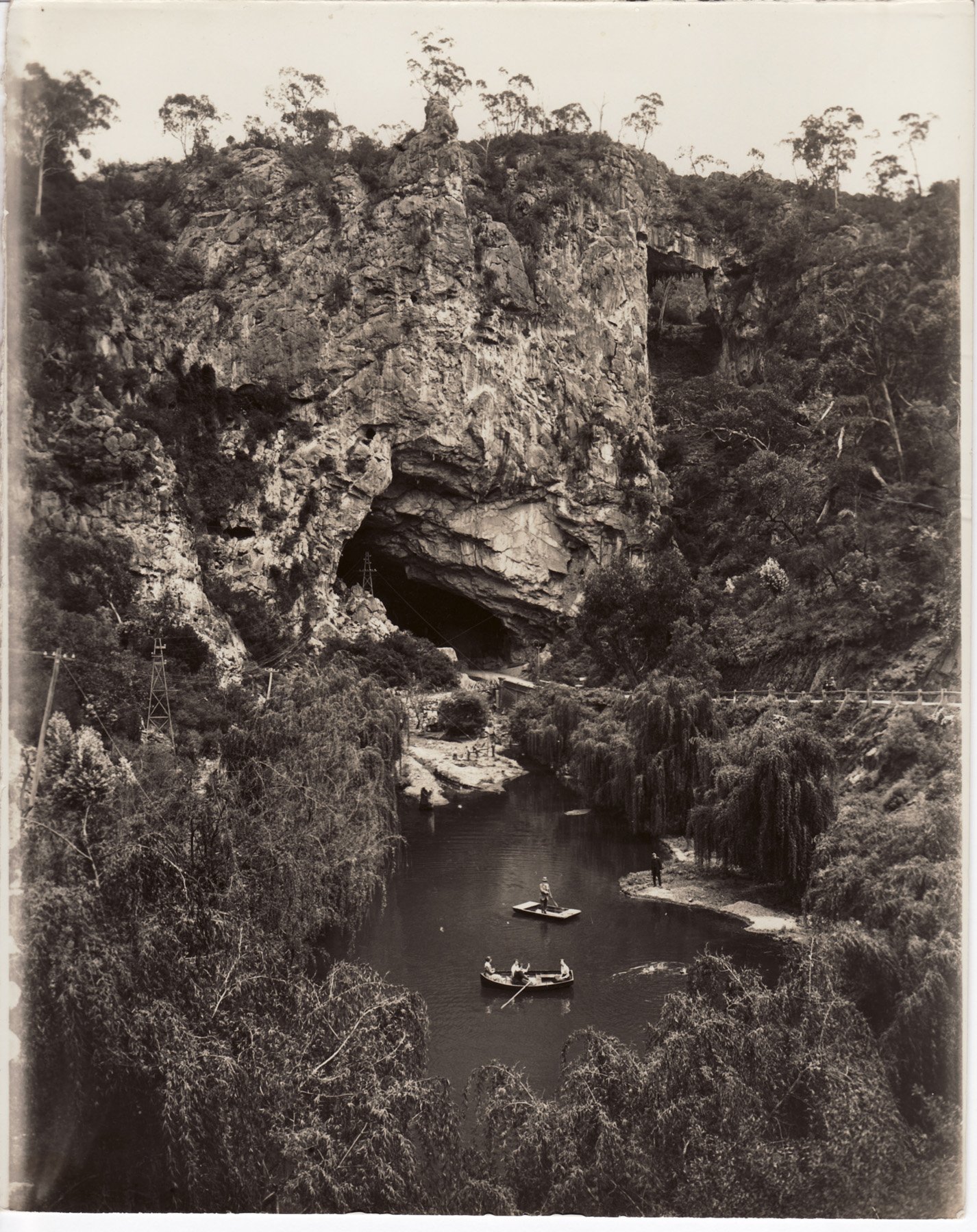 History — Jenolan Caves