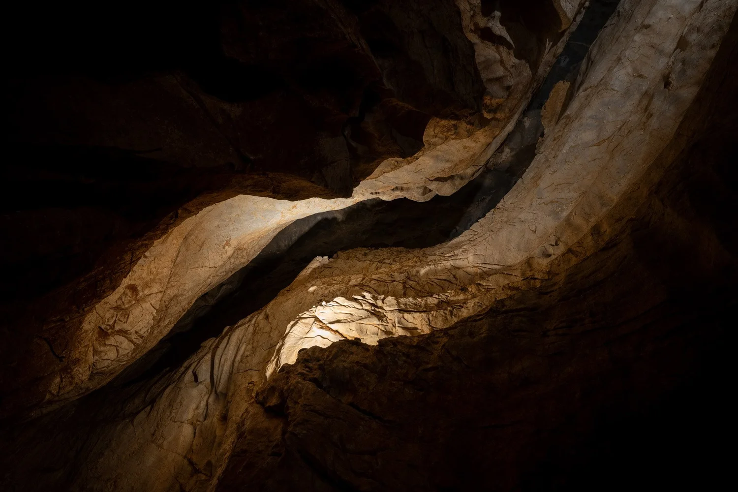 Respecting the caves — Jenolan Caves