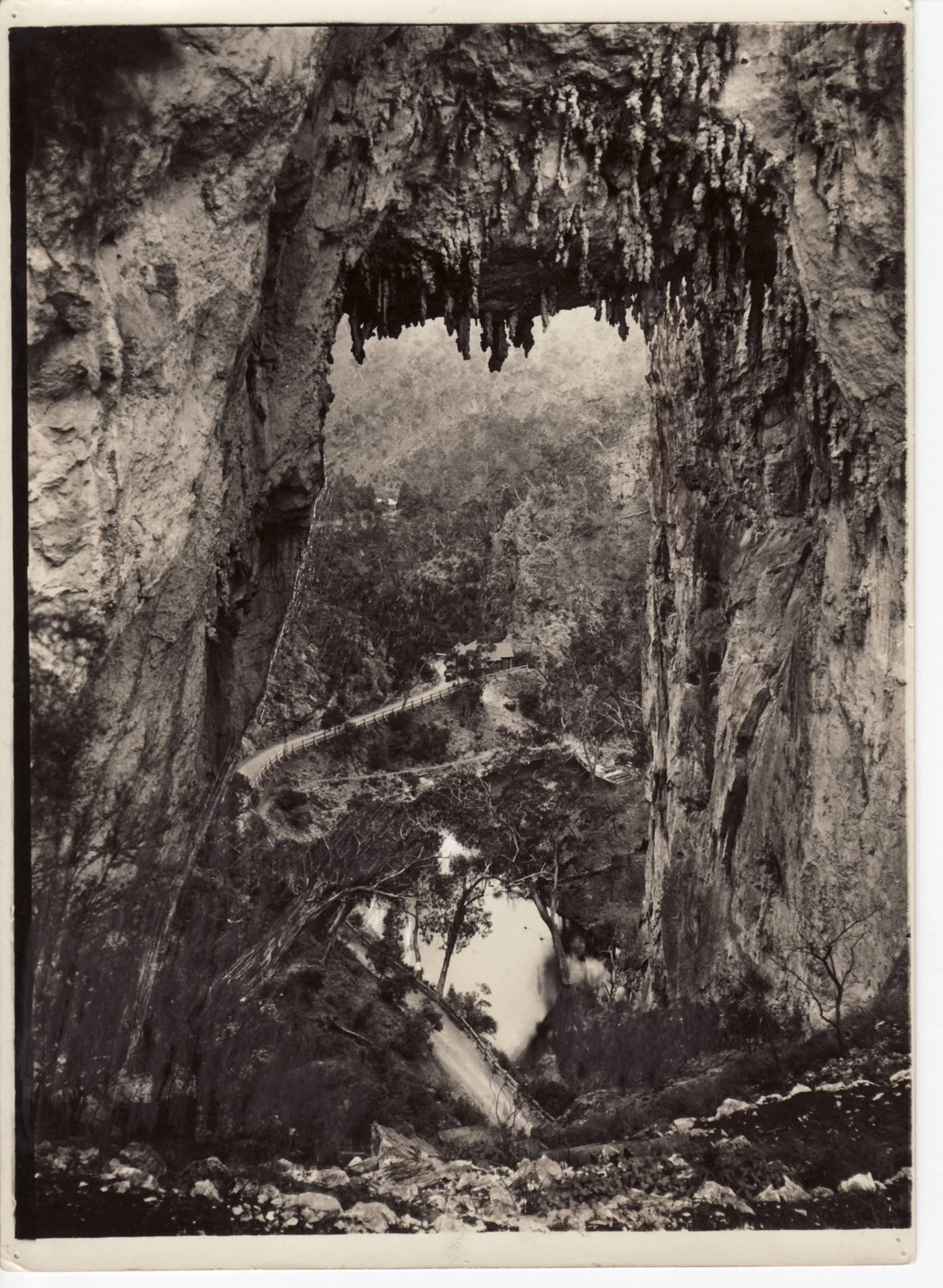History — Jenolan Caves